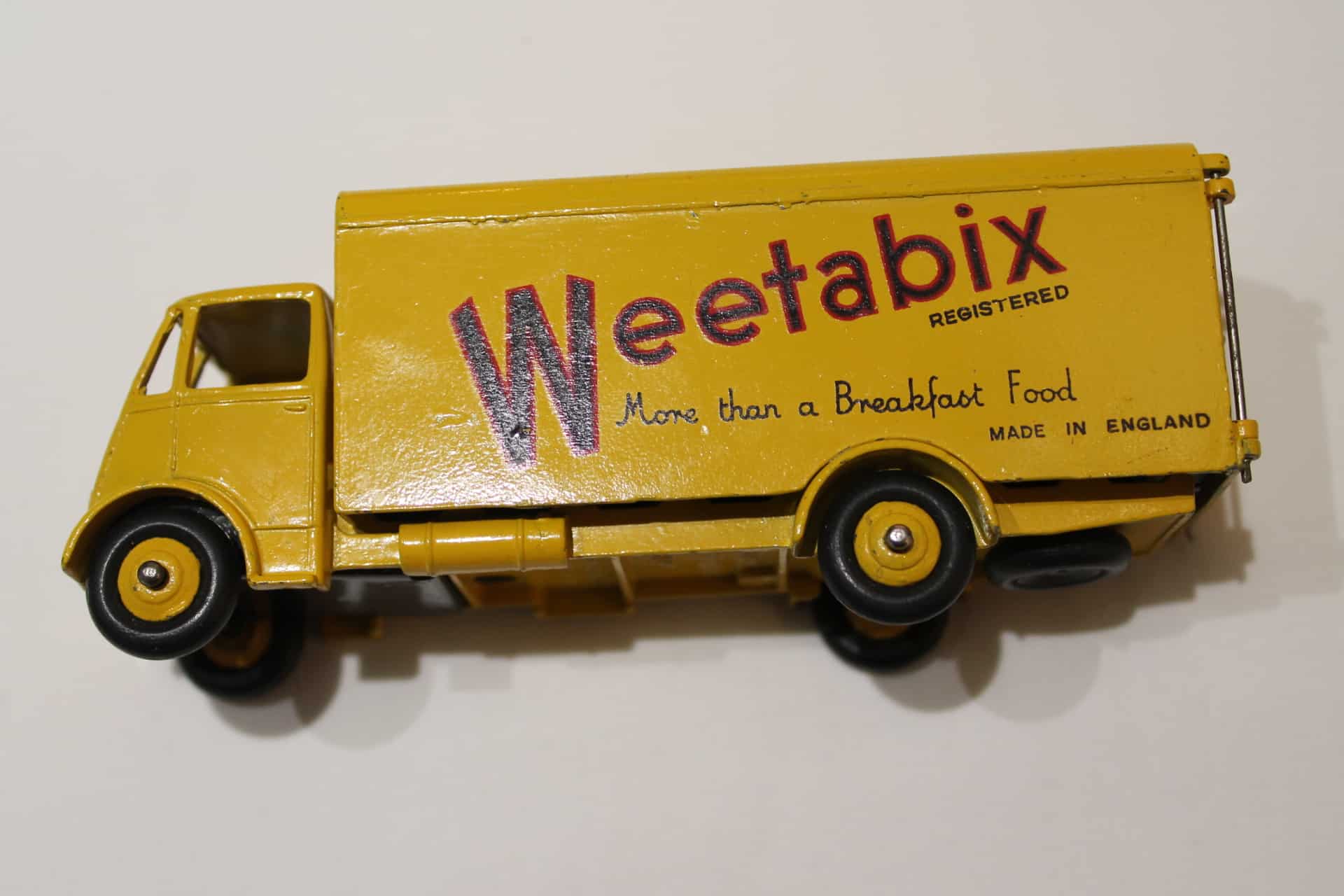 Dinky Toys 514 Guy Weetabix Van - Diecast