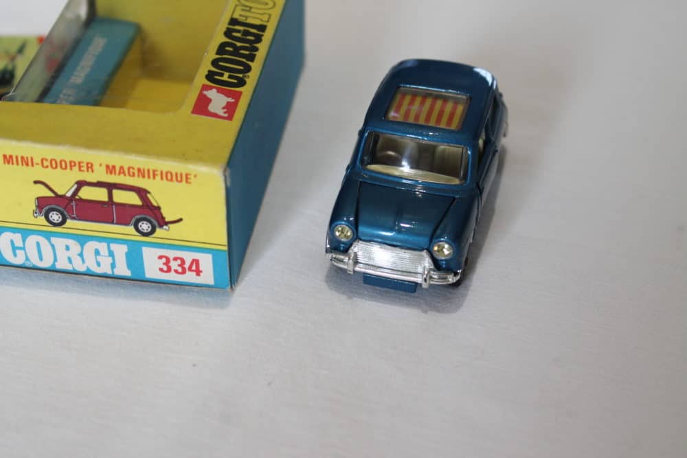Corgi Toys 334 Mini Cooper 'Magnifique - Diecast