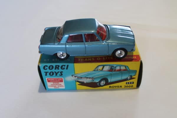 Corgi Toys 252 Rover 2000 - Diecast