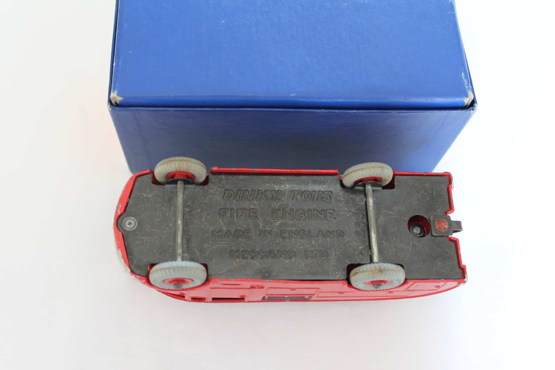 Dinky Toys 555 Commer Fire Engine - Diecast