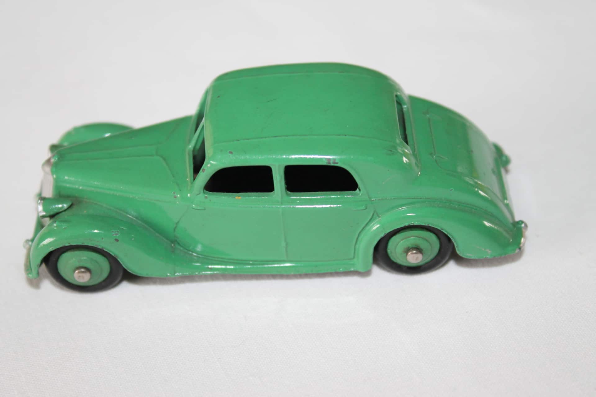 Dinky 040A Riley | Very Nearly Mint