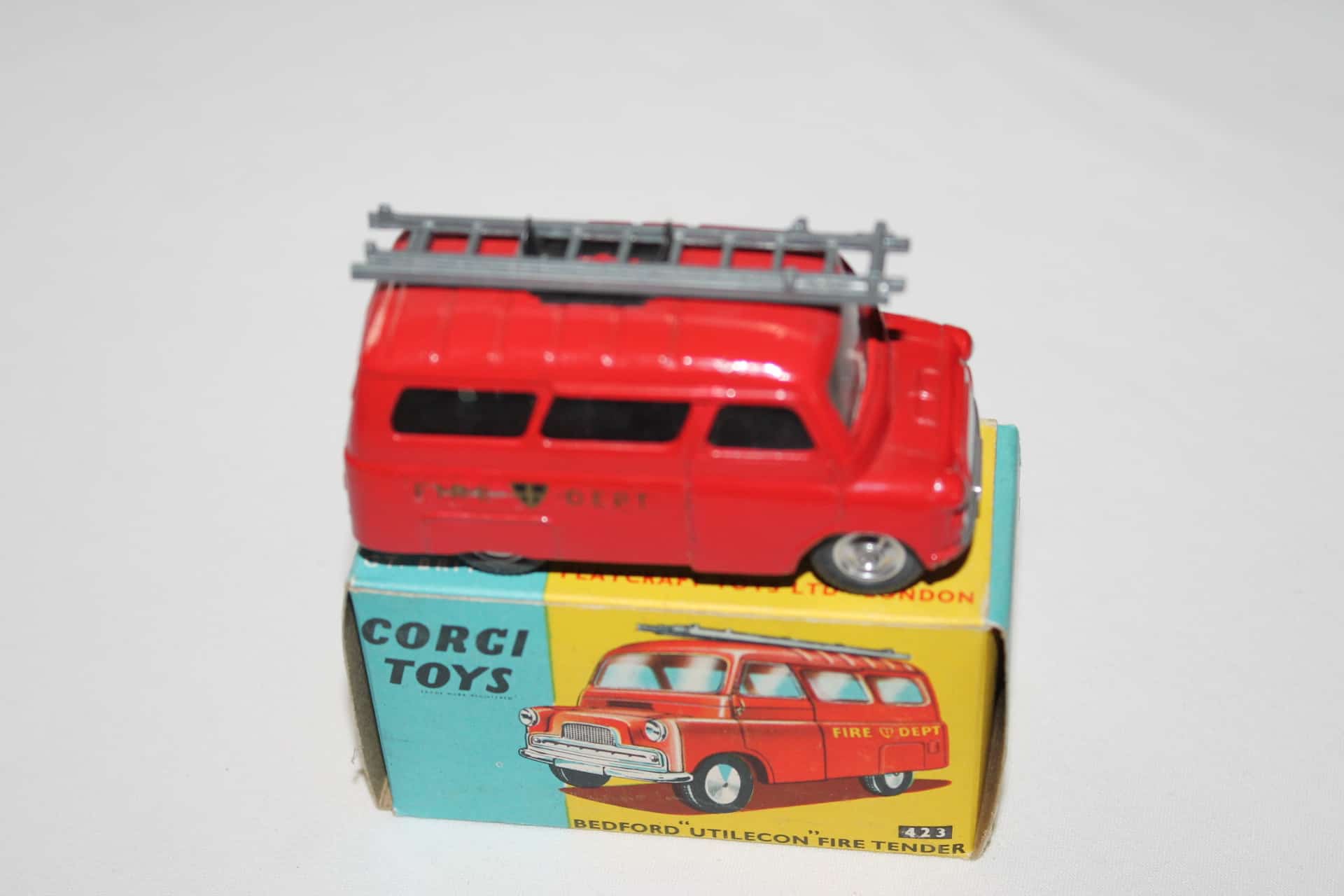 Corgi Toys 423 'Utilicon' Fire Tender 2nd Issue - Diecast