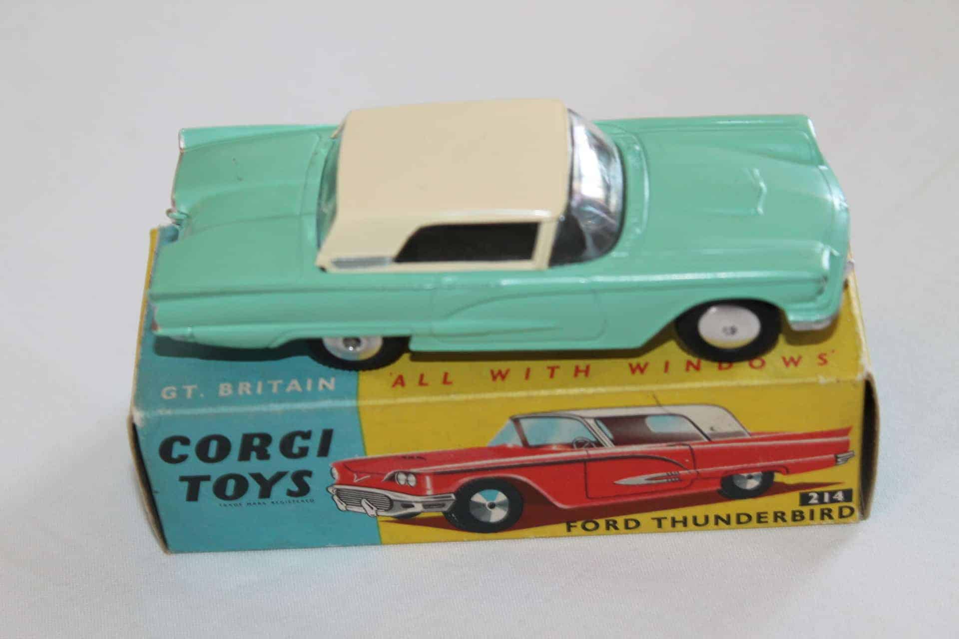 Corgi Toys 214 Ford Thunderbird Hardtop - Diecast