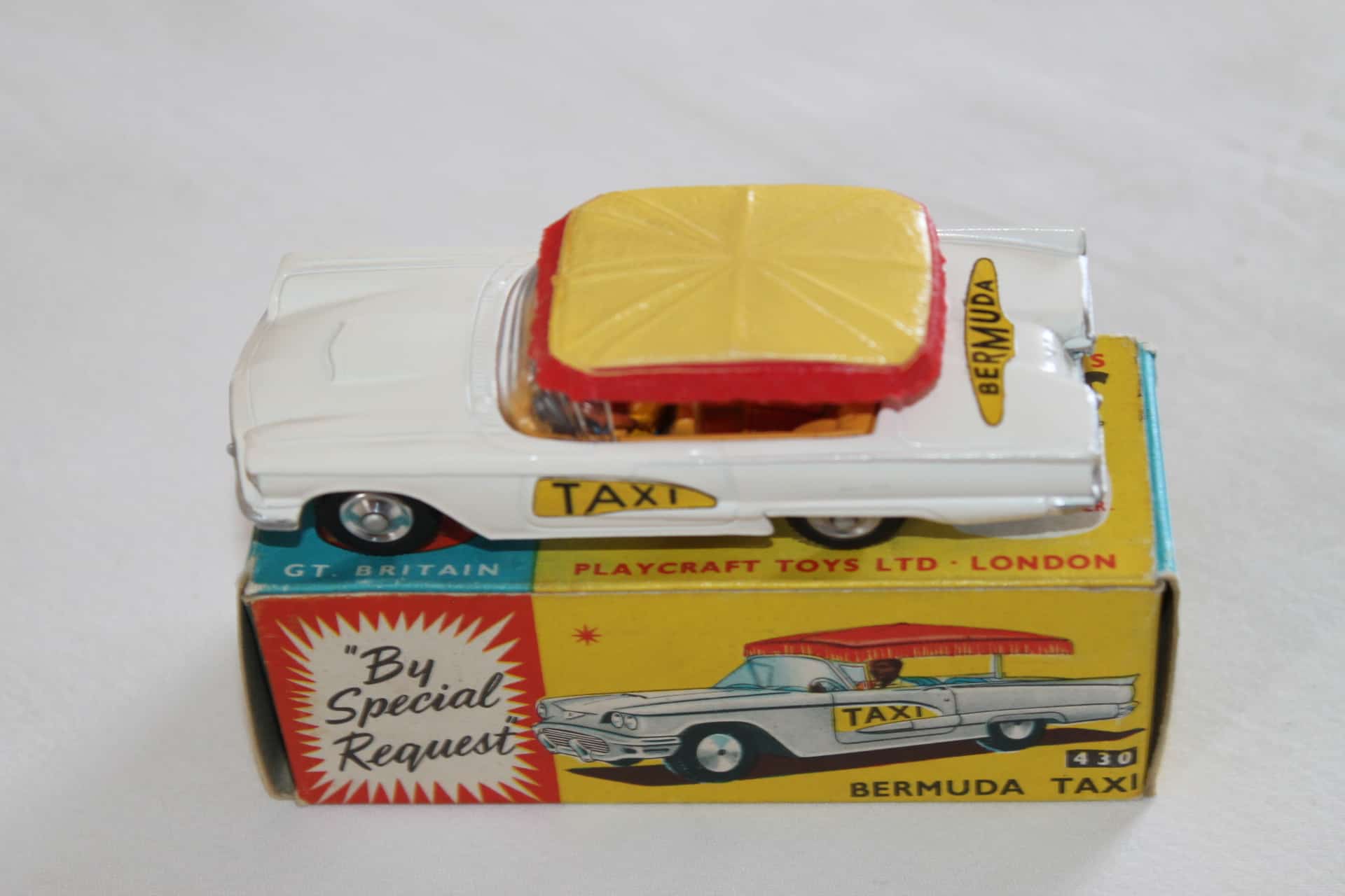 Corgi Toys 430 Ford Thunderbird Bermuda Taxi - Diecast