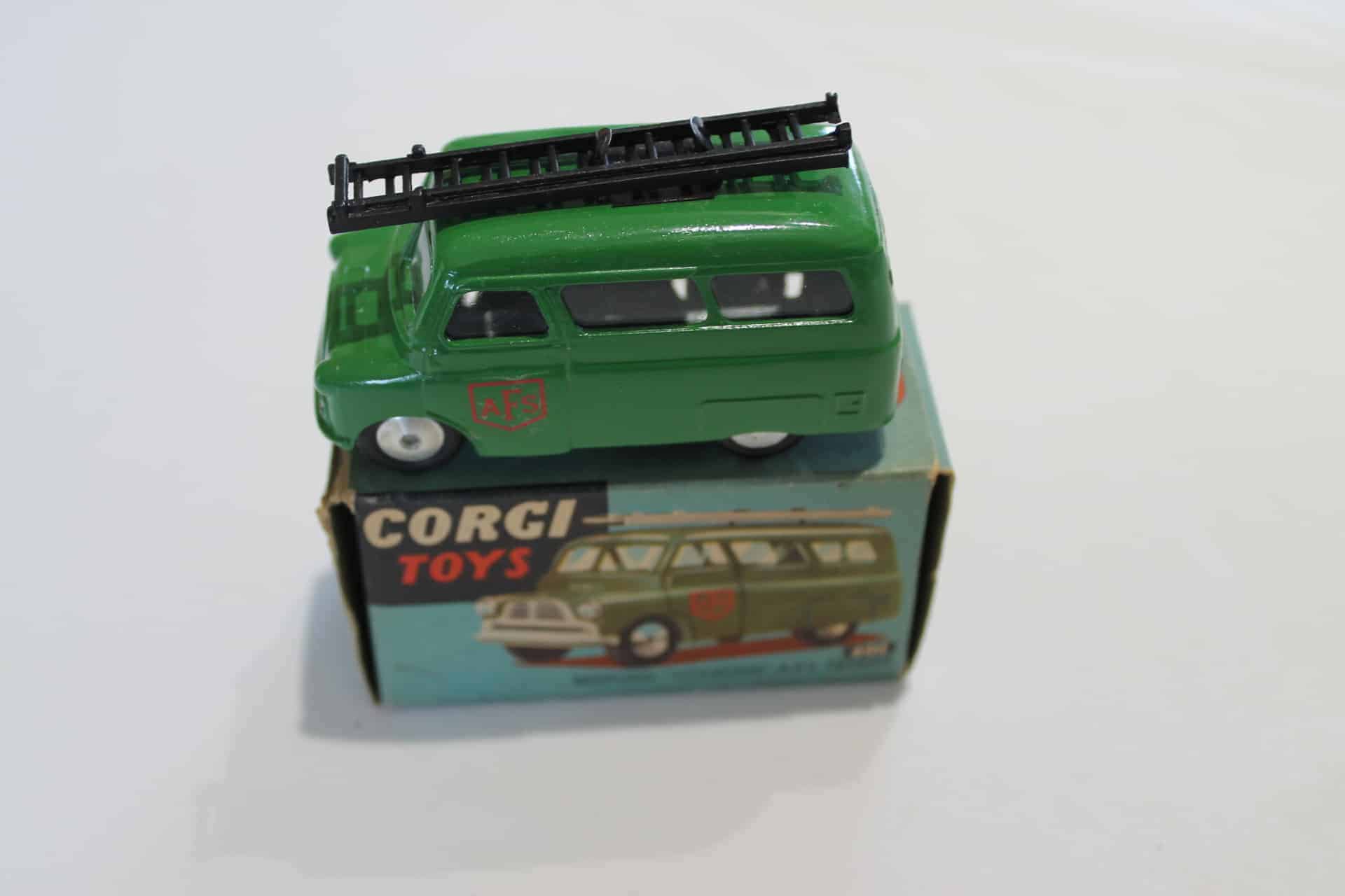 Corgi Toys 405 Bedford Utilicon A.F.S. Tender | Diecast