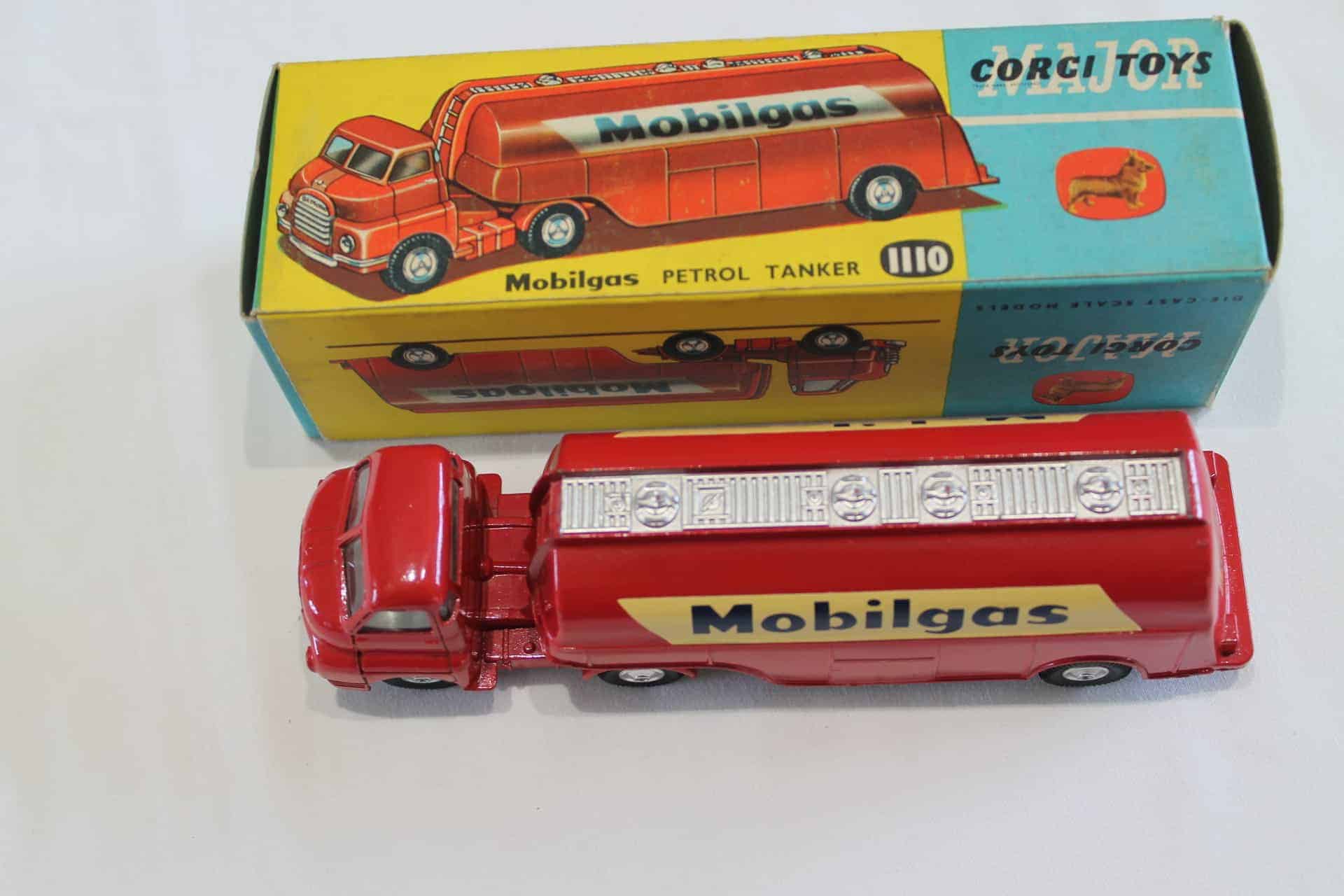 Corgi Toys 1110 Bedford Mobilgas Petrol Tanker - Diecast