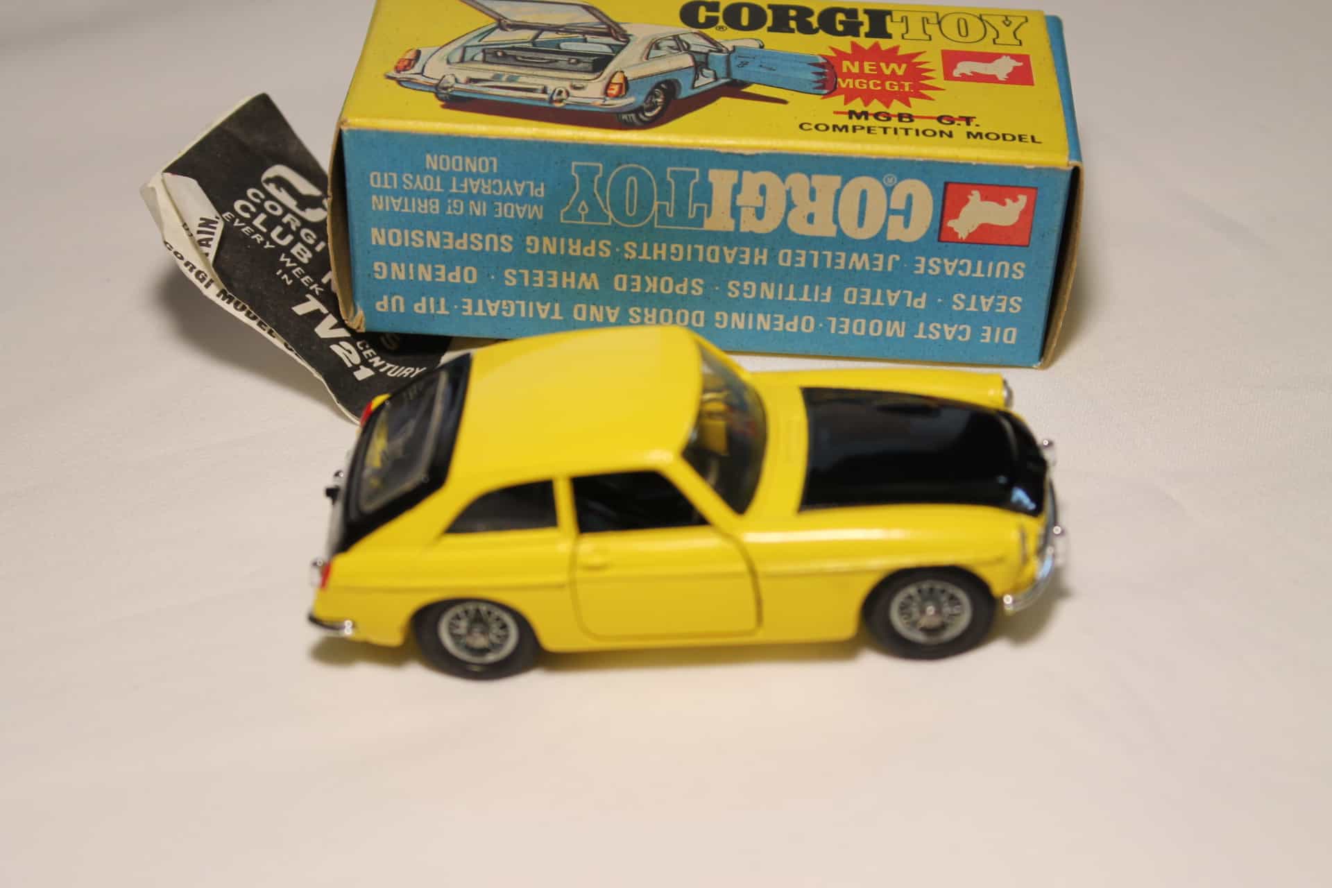 Corgi Toys 345 MGC TC Competition - Diecast