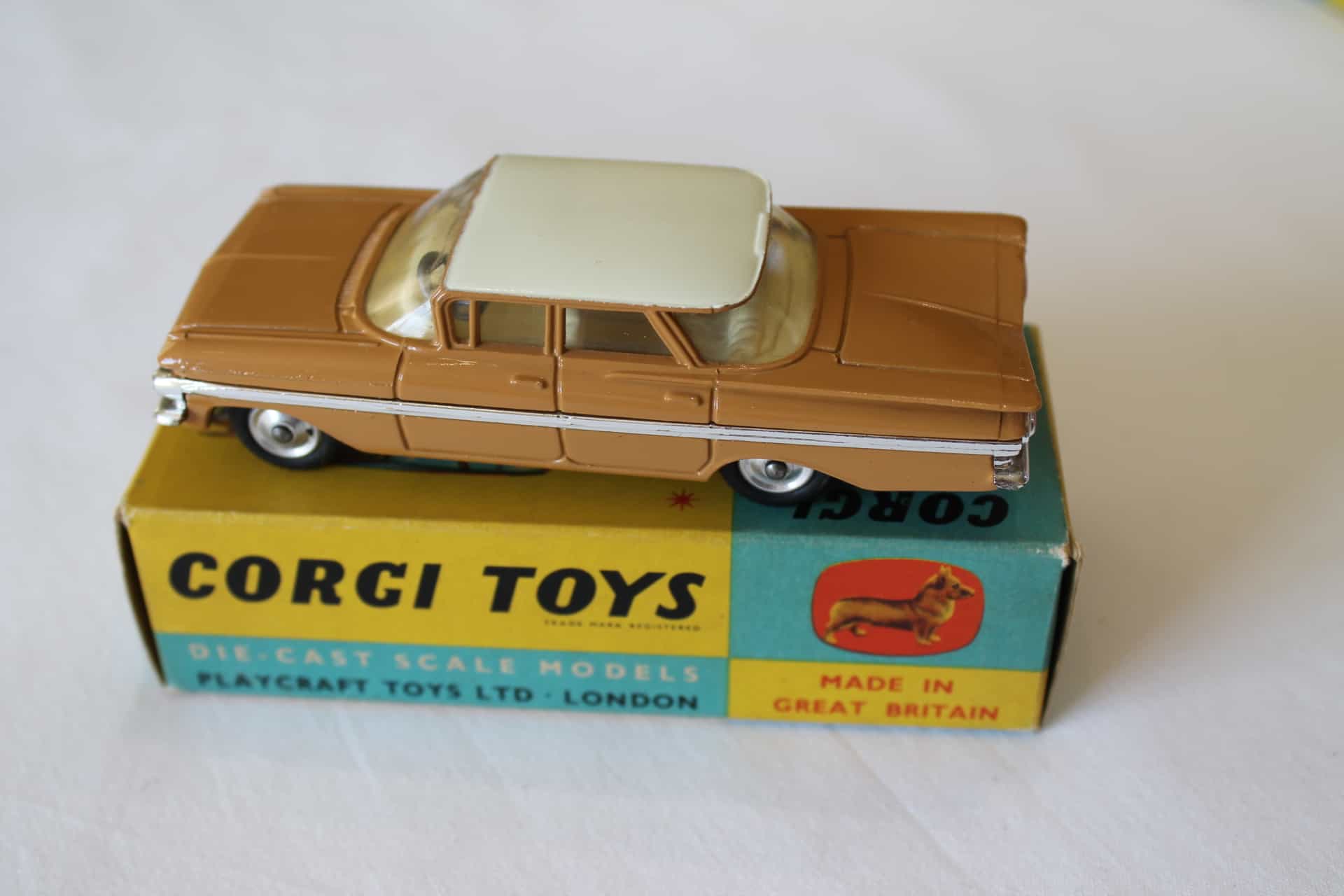 Corgi Toys 248 Chevrolet Impala - Diecast