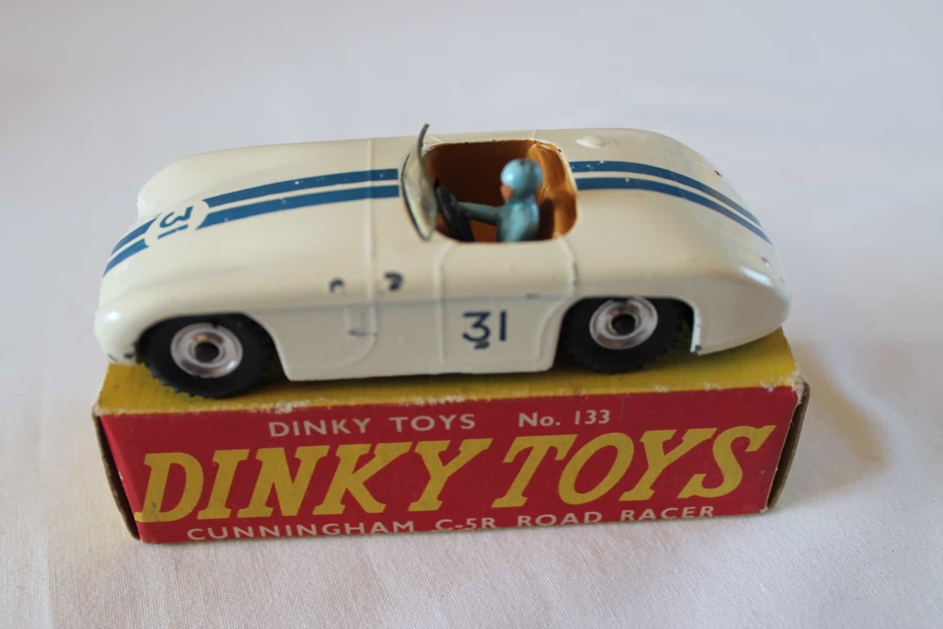 Dinky No 133 Cunningham Race Car With Original Box