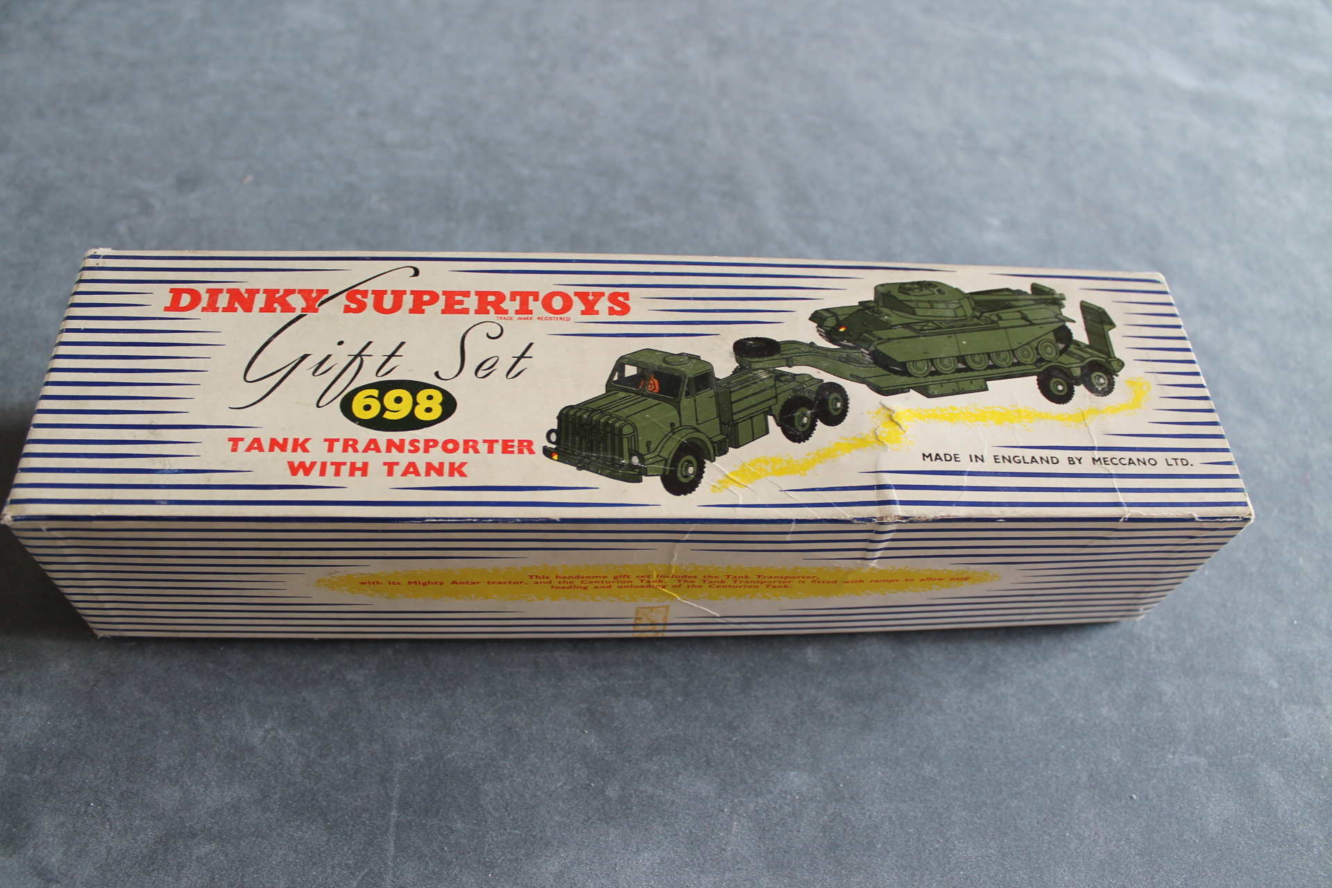 Dinky Toys 698 Tank Transporter with Tank Gift Set - Diecast