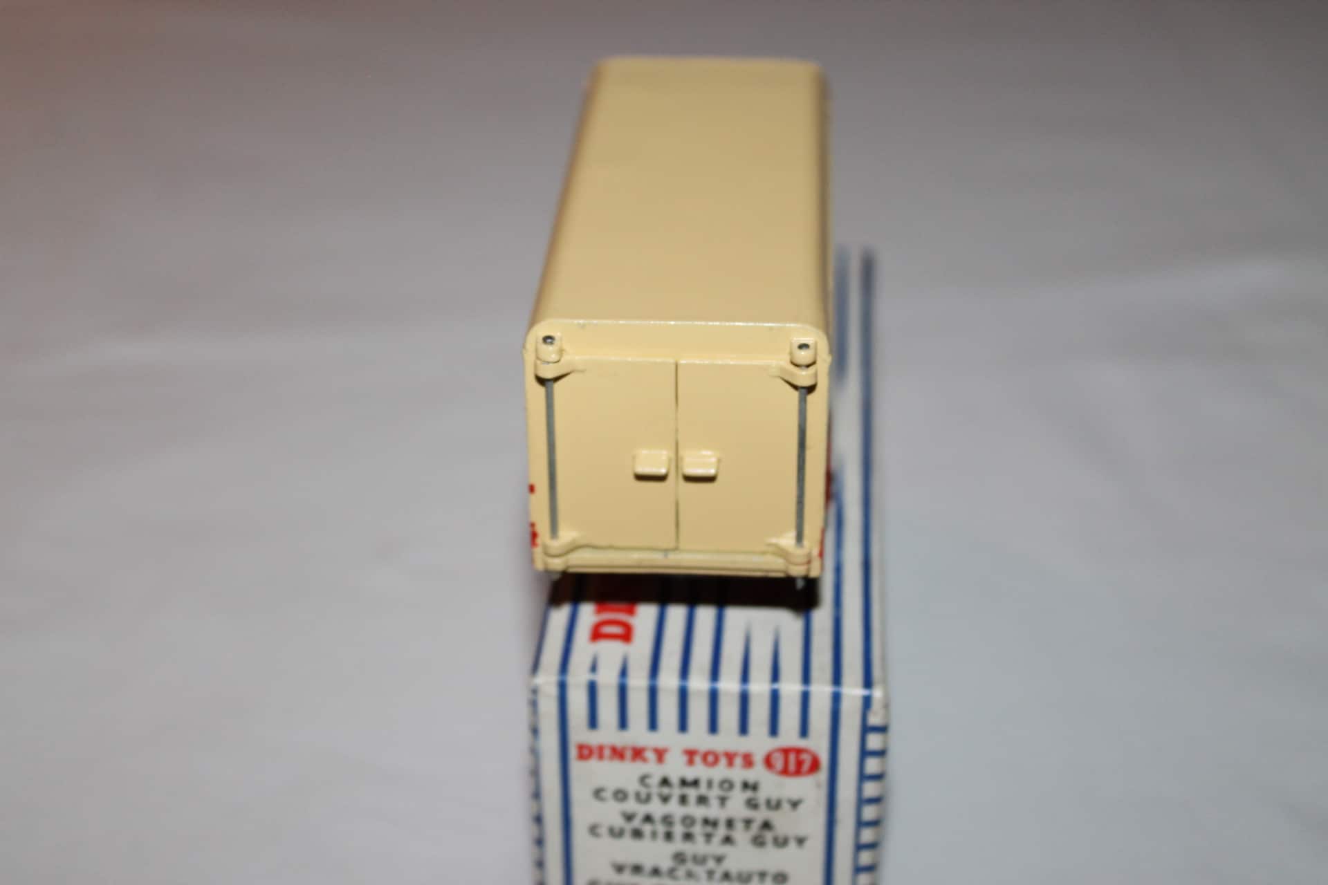 Dinky Toys 917 Guy Spratts Van - Diecast