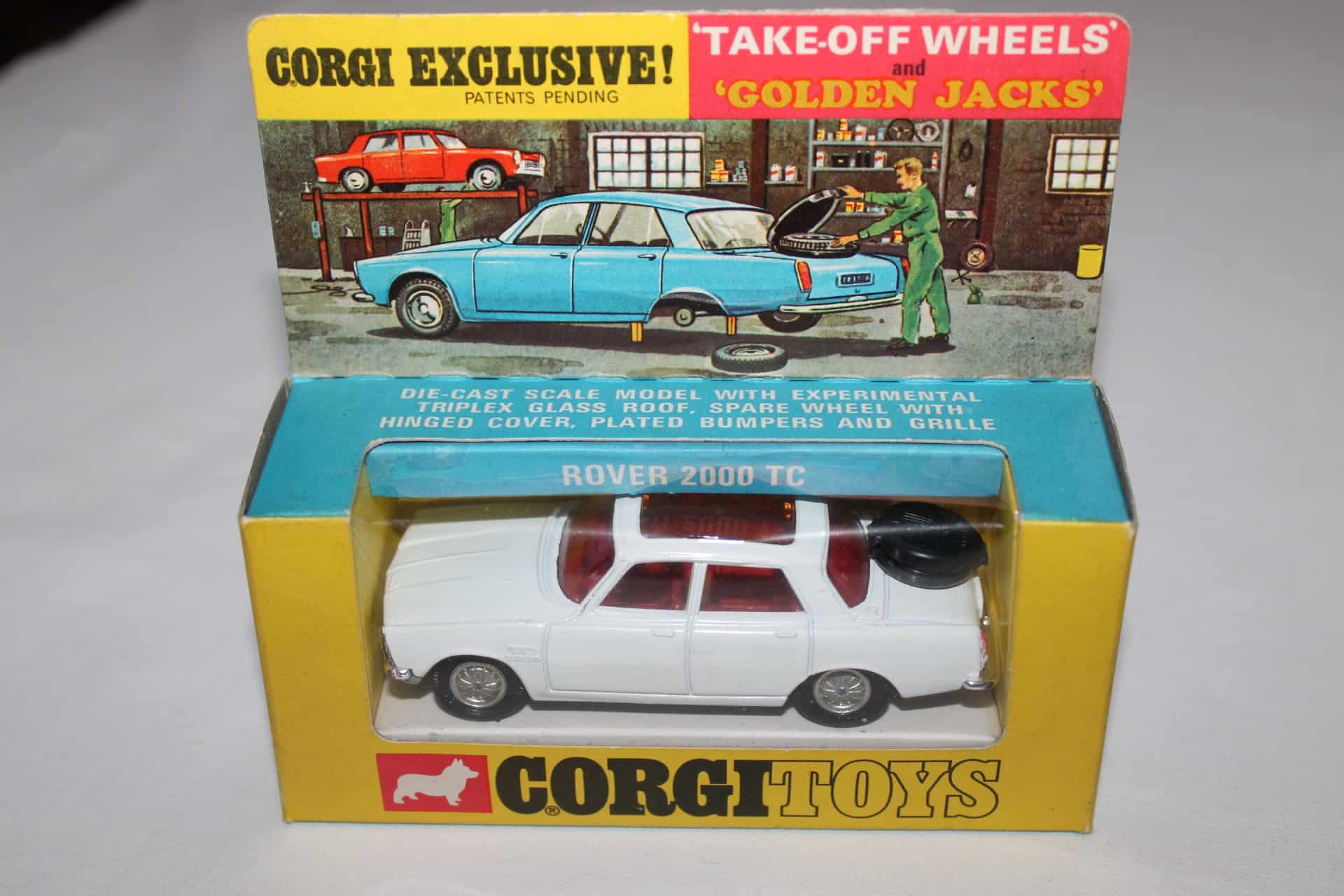 Corgi Toys 275 Rover 2000 TC - Diecast