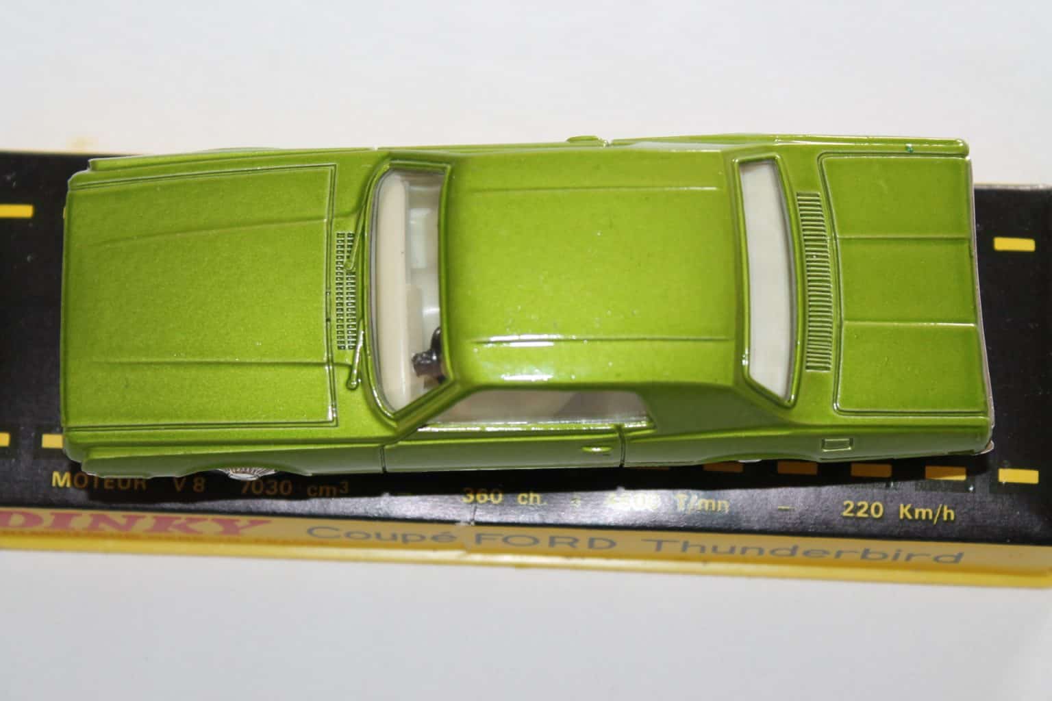 French Dinky Toys 1419 Ford Thunderbird Coupe - Diecast