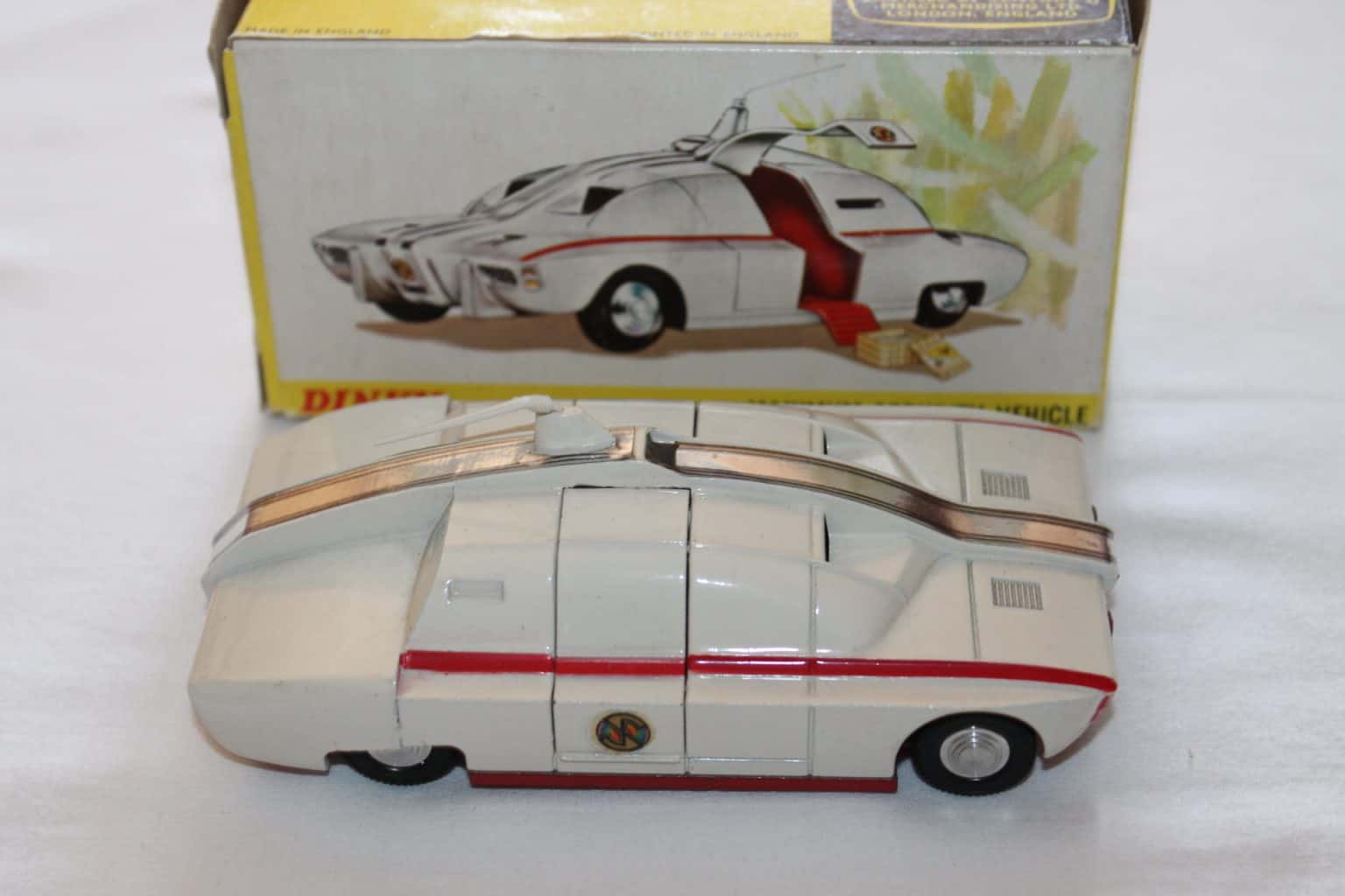 Dinky Toys 105 'Captain Scarlett' Maximum Security Vehicle - Diecast