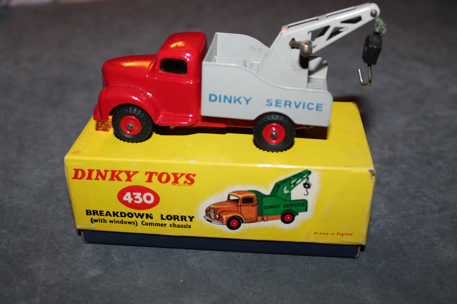 Dinky Toys 430 Breakdown Lorry - Diecast