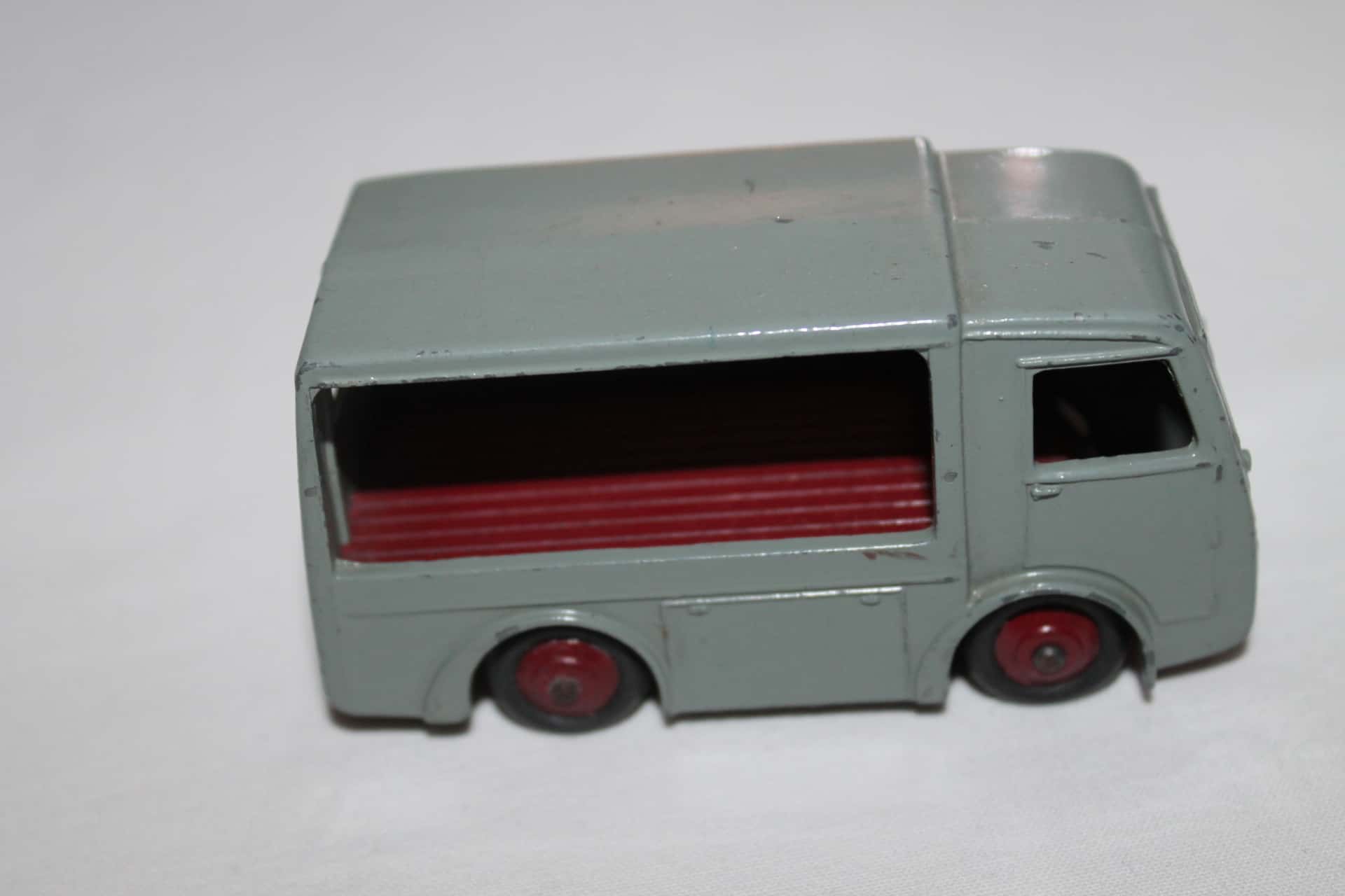 Dinky 030V 'Express' Electric Van Milk Float