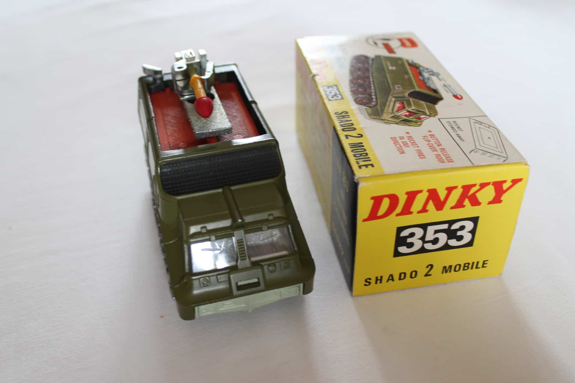 Dinky Toys 353 Shado 2 Mobile - Diecast