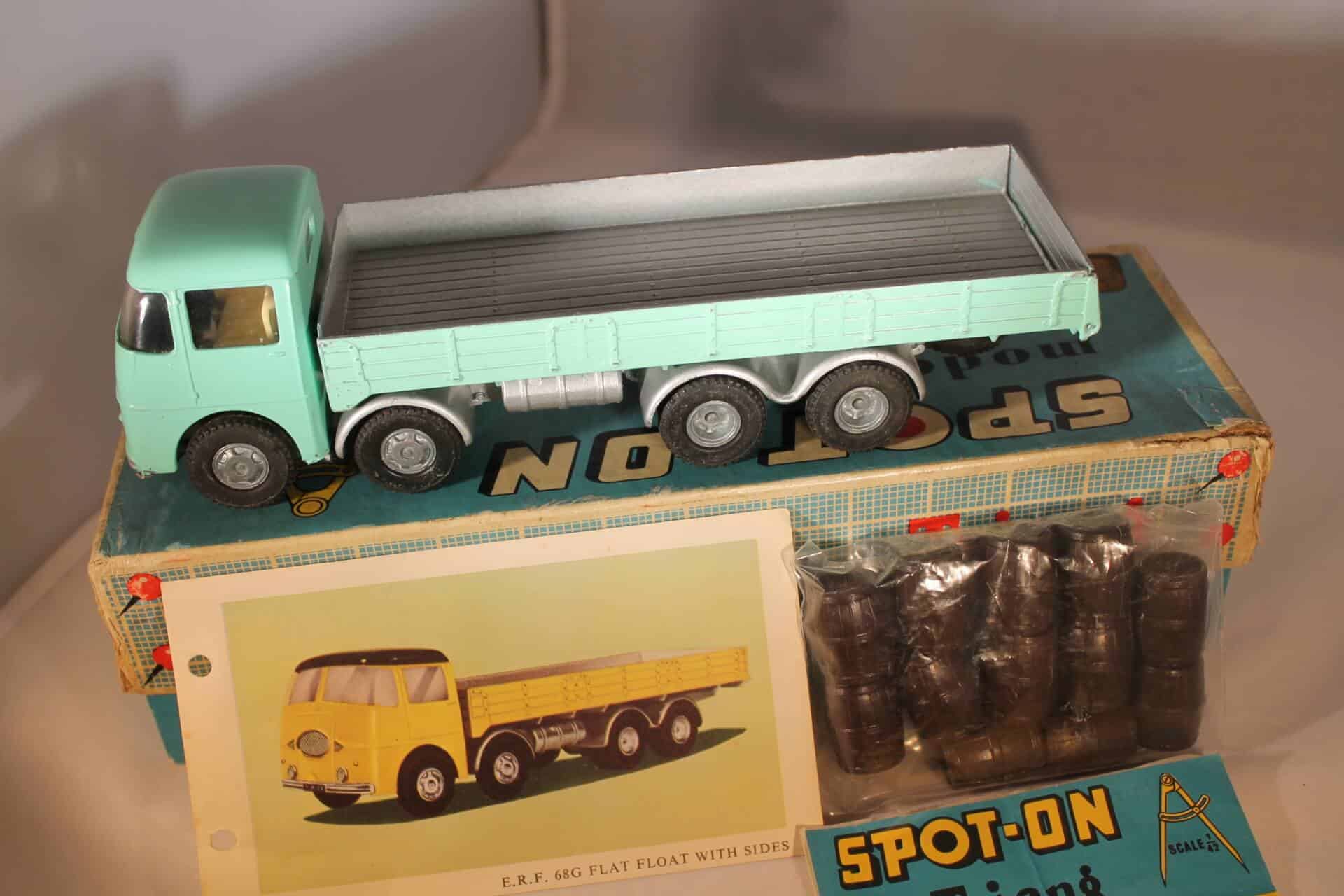Spot-On Toys 109/3b ERF Dropside Lorry 12 Barrels - Diecast