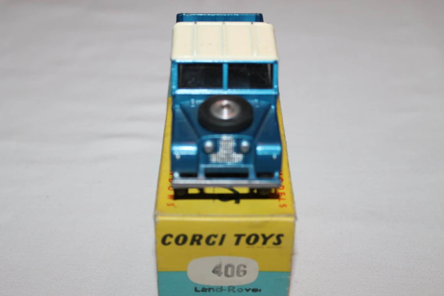 Corgi Toys 406 Land Rover (109 WB) - Diecast