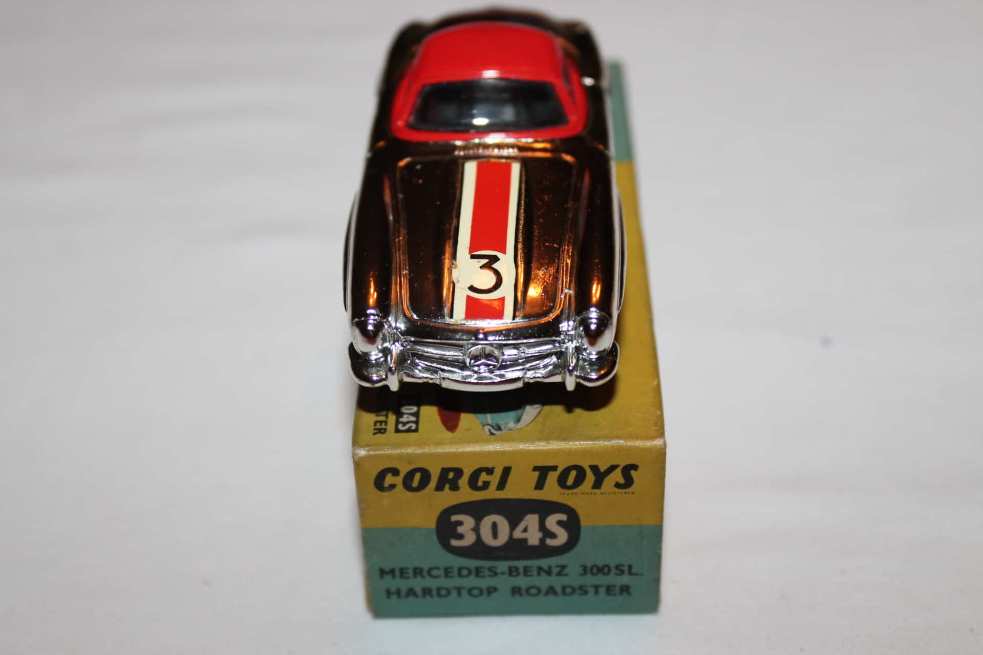 Corgi 304S Mercedes Benz 300SL Hardtop Roadster | chrome