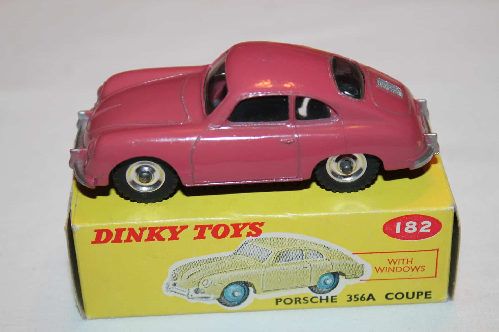 Dinky 182 Porsche 356A Pale Cerise | Almost Mint