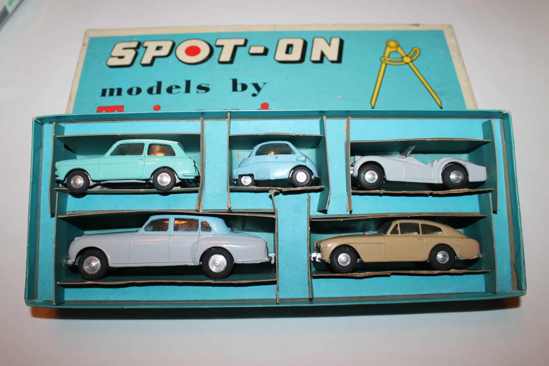 Spot-On Presentation Set A - Diecast