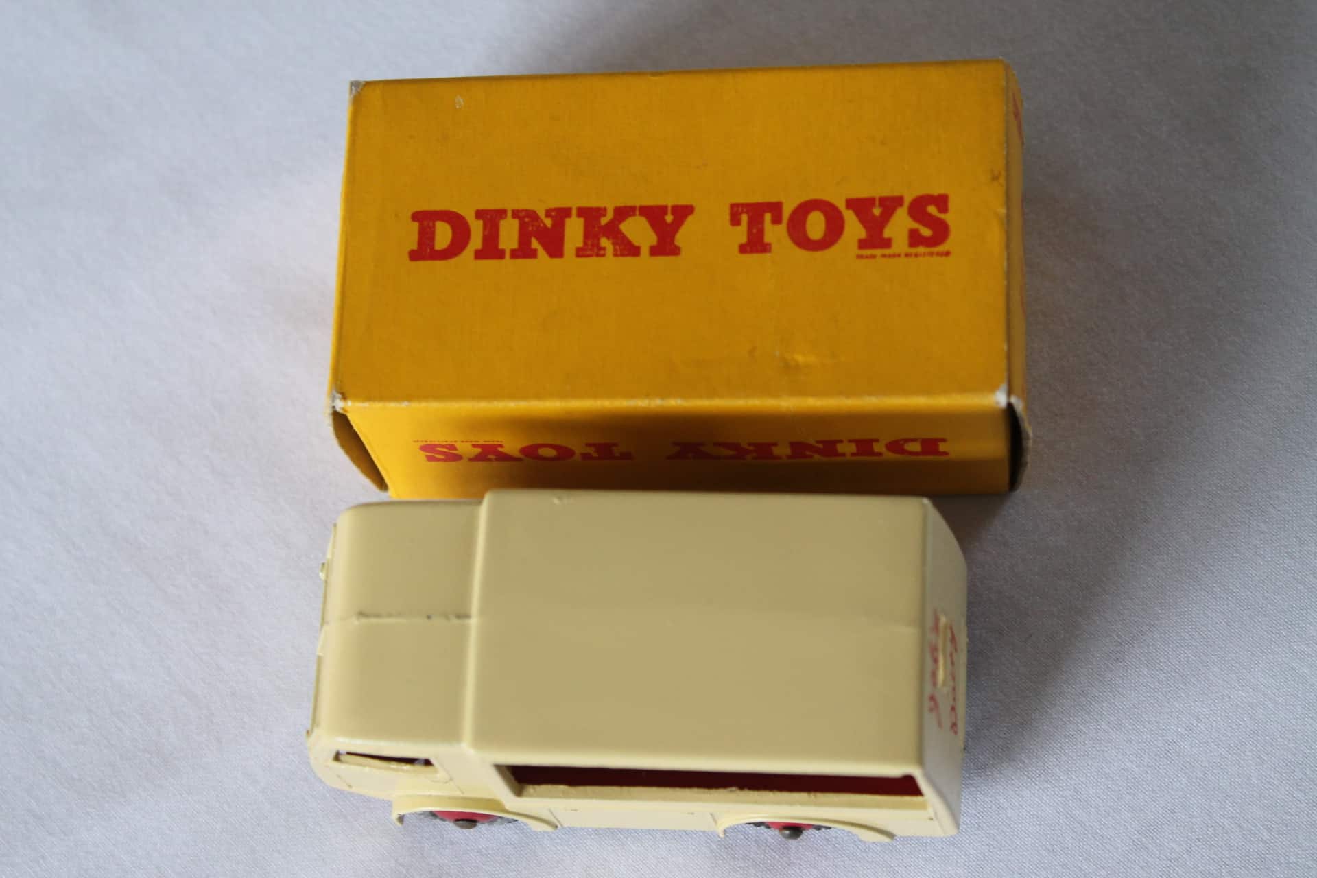 Dinky 491 Scarce Promotional 'Jobs Dairy' Milk Float | Cream