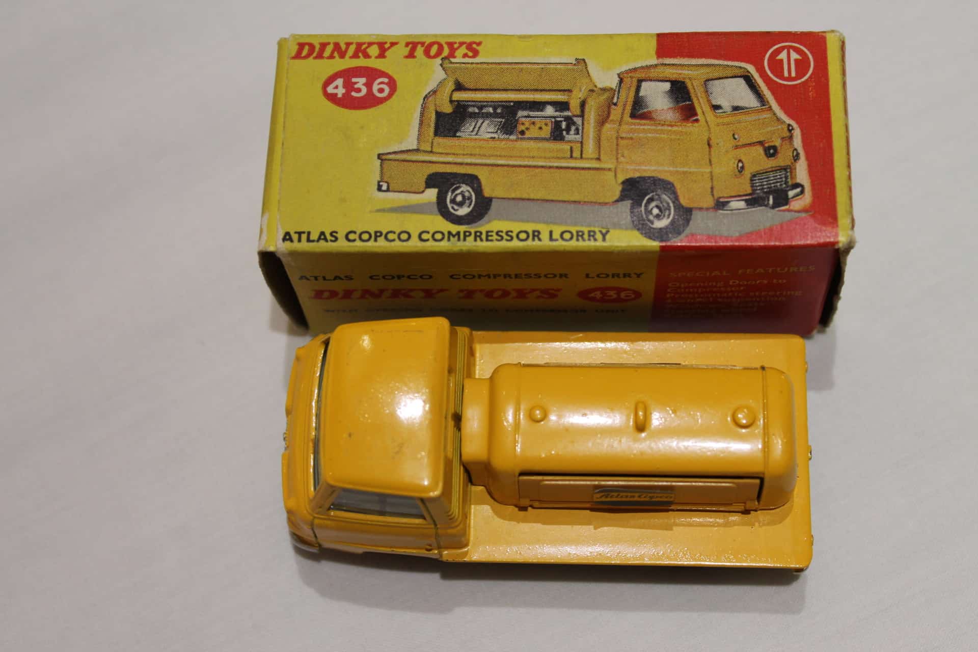 Dinky Toys 436 Atlas Copco - Diecast