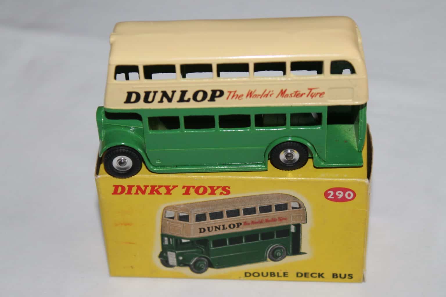 Dinky Toys 290 Double Decker Bus - Diecast