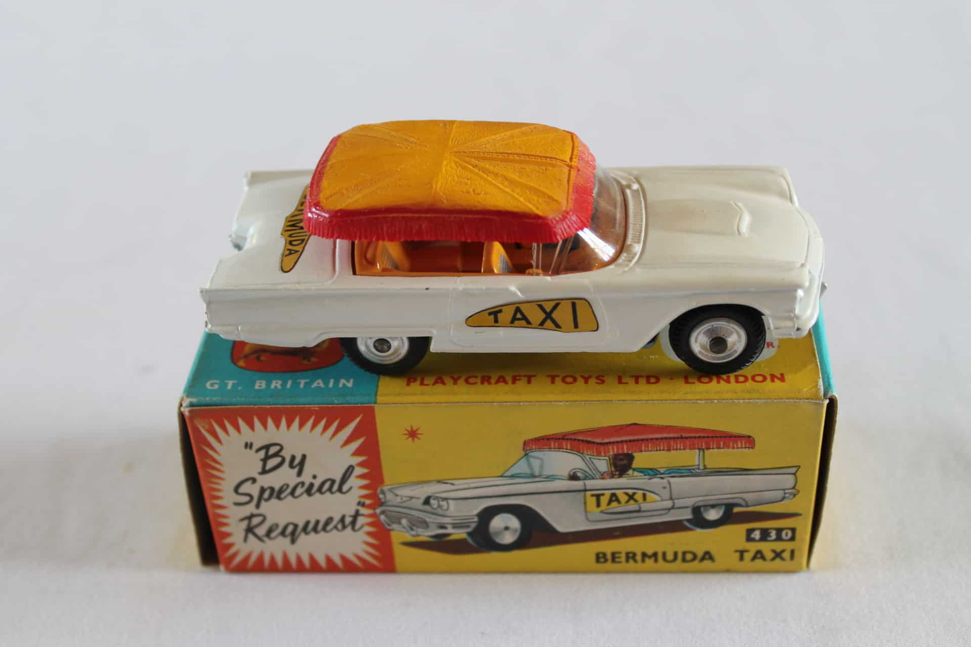 Corgi Toys 430 Ford Thunderbird Bermuda Taxi - Diecast