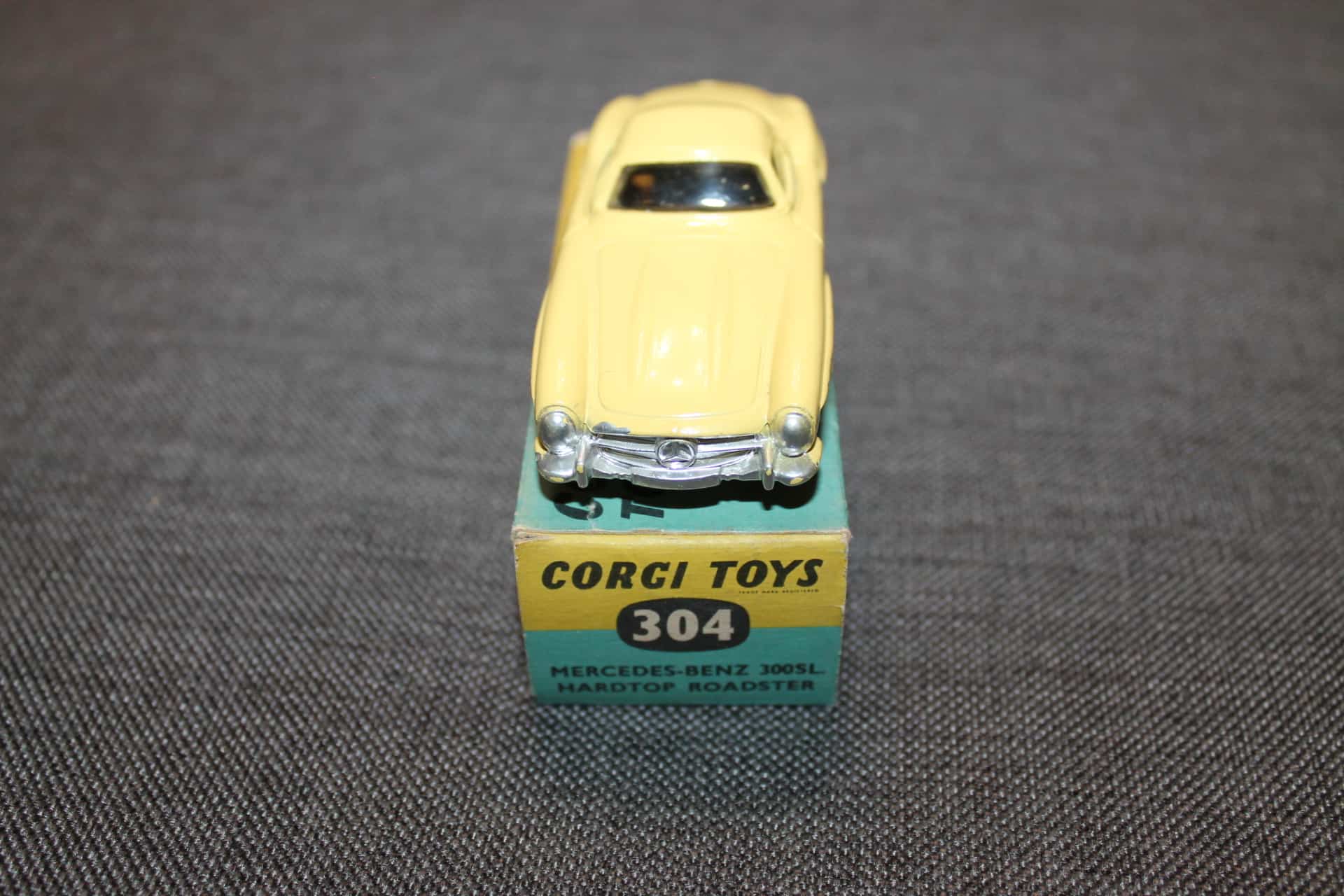Corgi 304 Mercedes-Benz 300SL Hardtop Roadster | Mint
