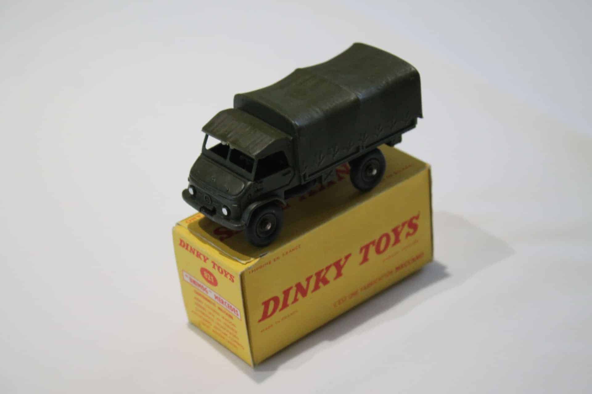 Dinky 821 Mercedes Unimog Covered Wagon