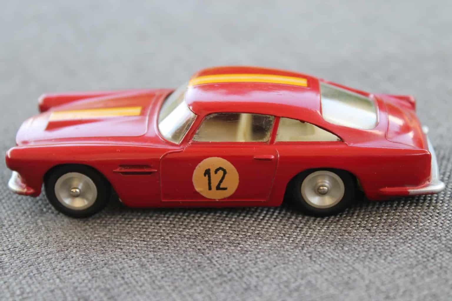 Solido Toys 111 Aston Martin Vantage - Diecast