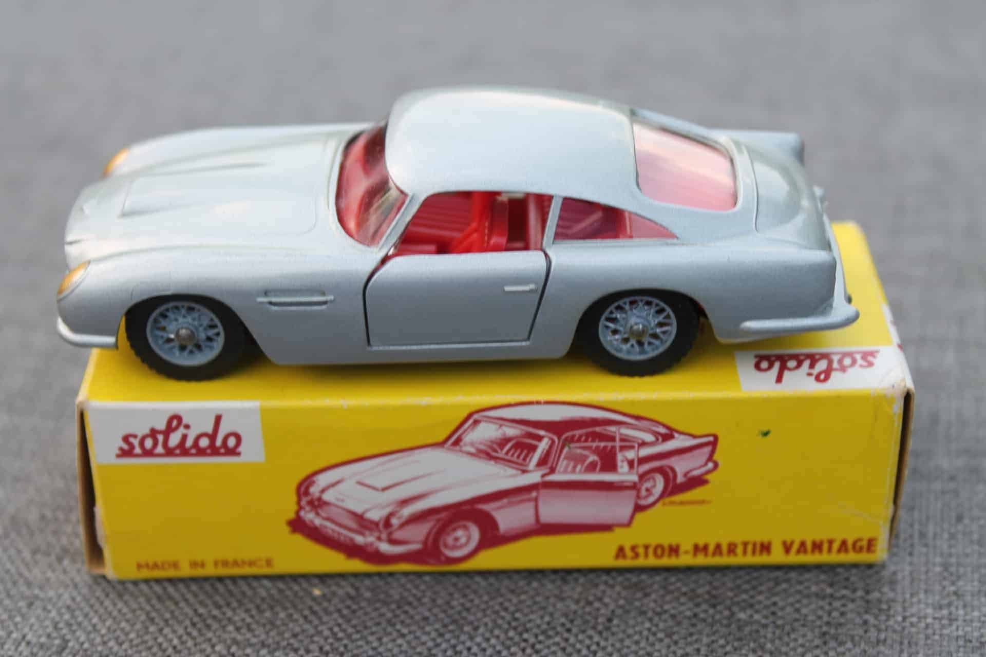 Solido Toys 130 Aston Martin Vantage - Diecast