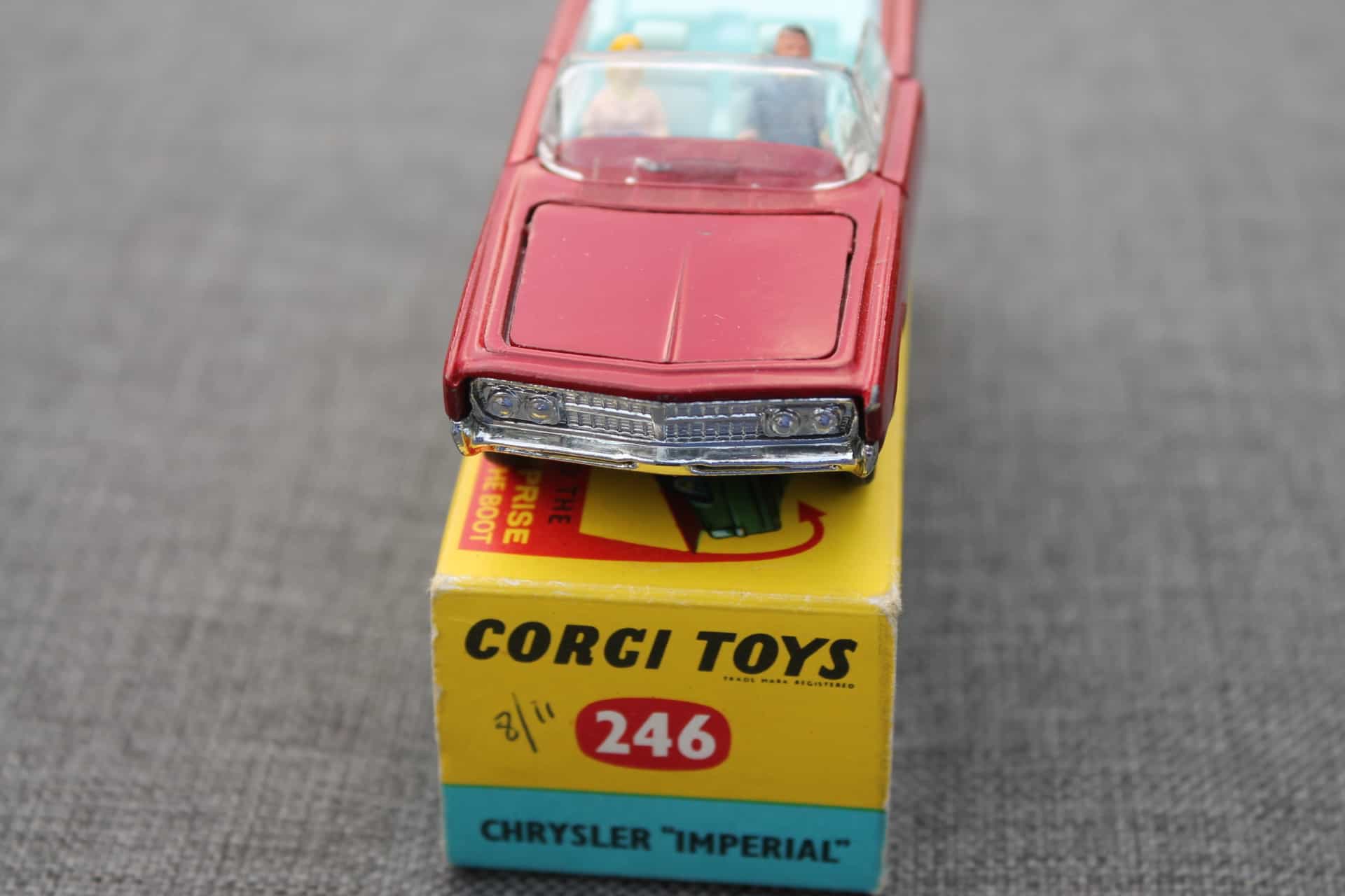 Corgi Toys 246 Chrysler Imperial - Diecast