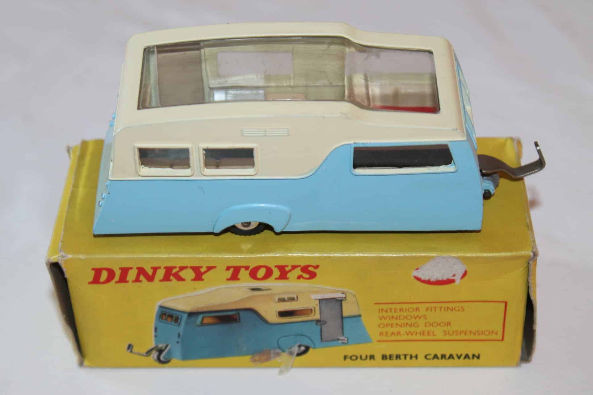 Dinky Toys 117 Four Berth Caravan - Diecast