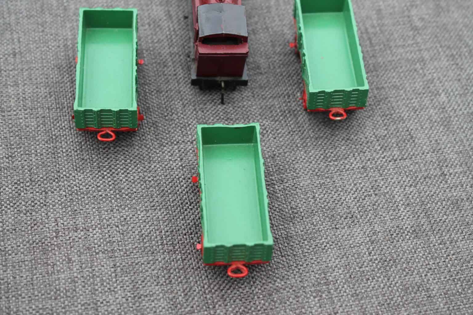 Dinky Toys Pre-War 018 Goods Train set - Diecast