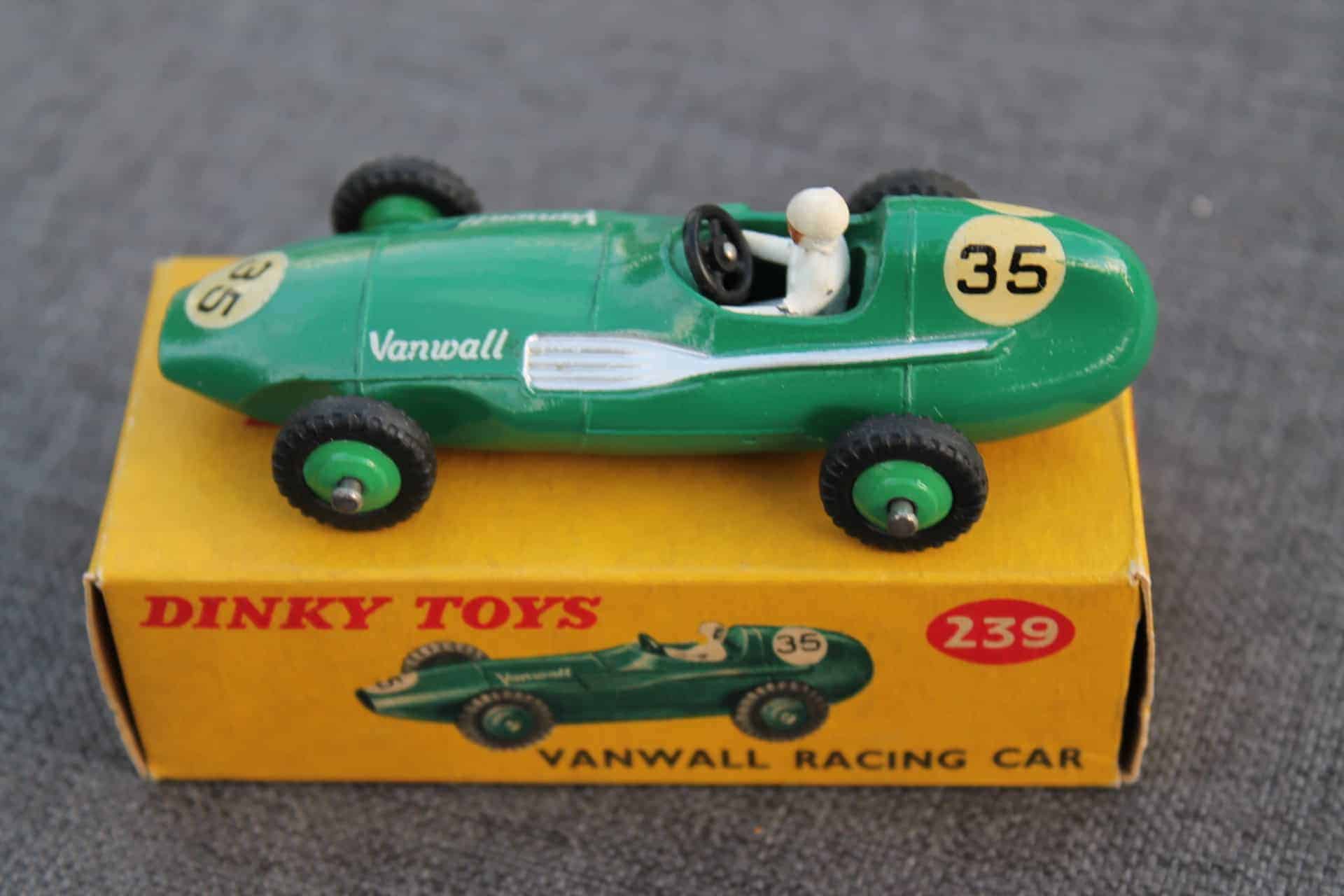 Dinky Toys 239 Vanwall Racing Car - Diecast