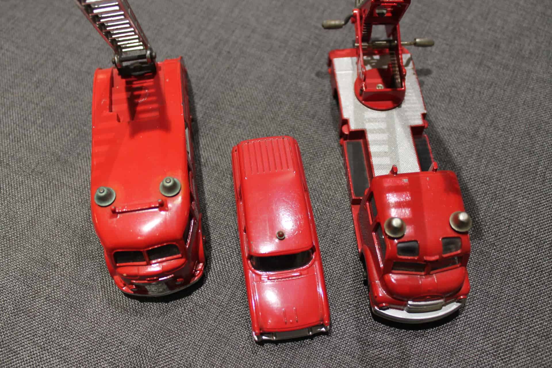 Dinky Toys 957 Fire Service Set - Diecast