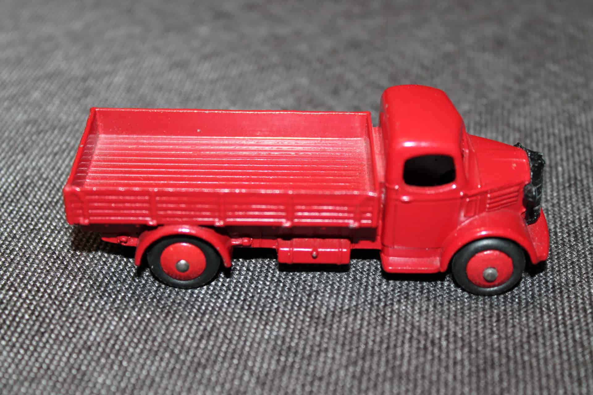 Dinky Toys 30j/412 Austin Wagon - Diecast