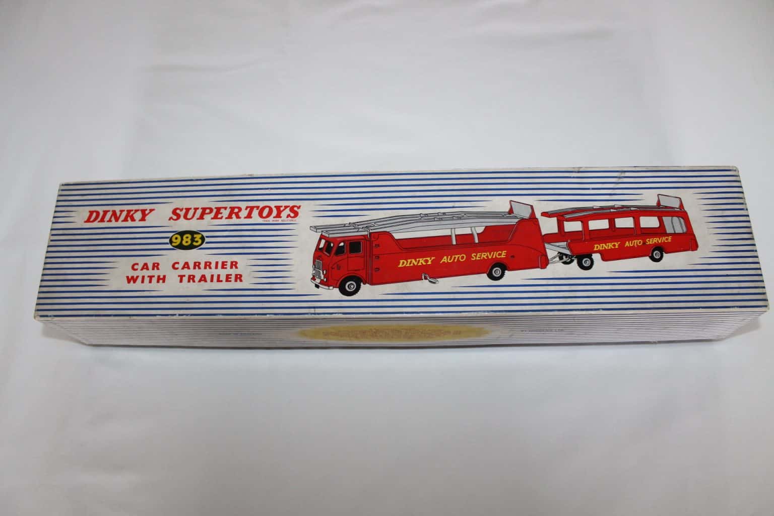 Dinky Toys 983 Car Carrier with Trailer - Diecast