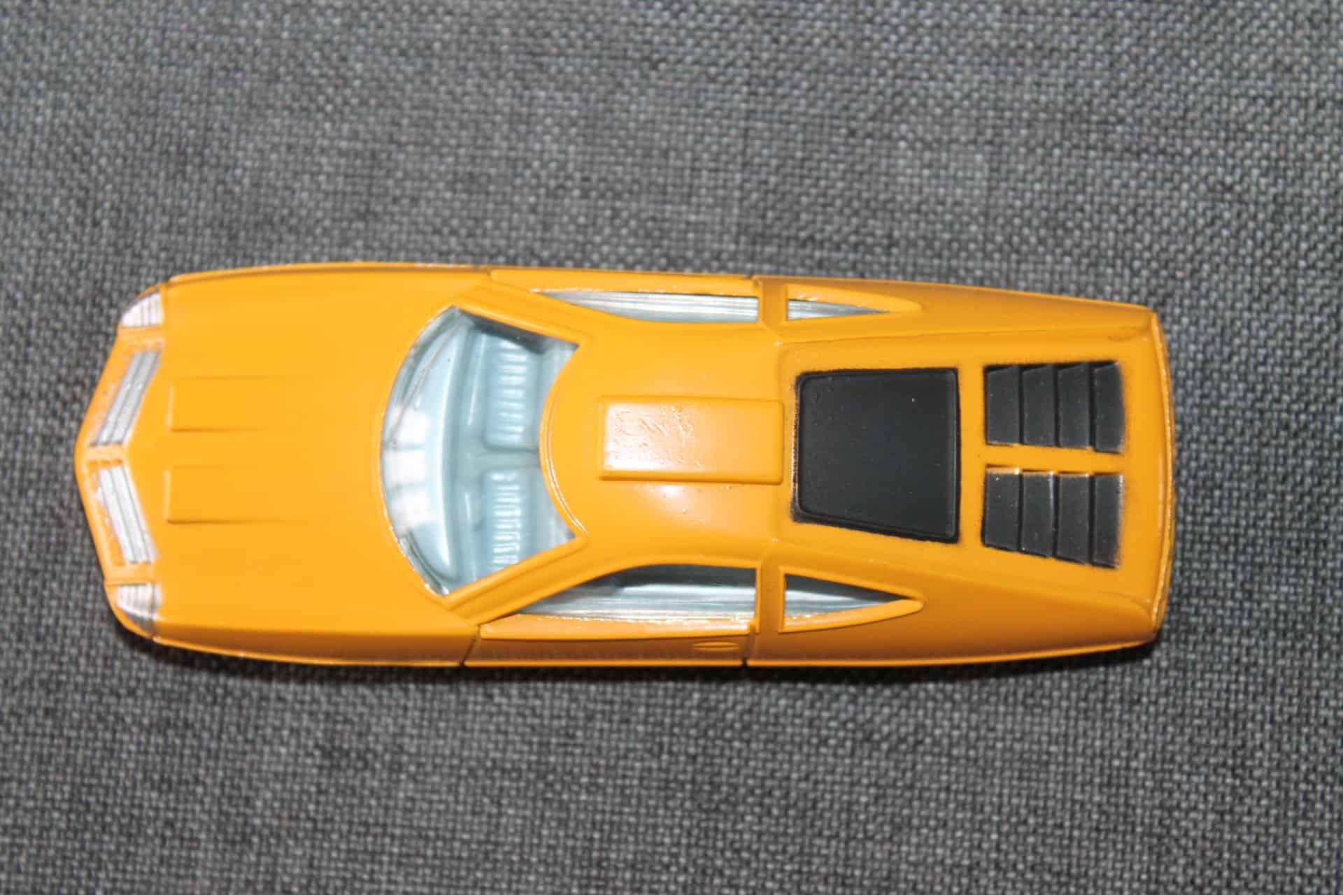 Dinky Toys 352 Ed. Straker's Car - Diecast