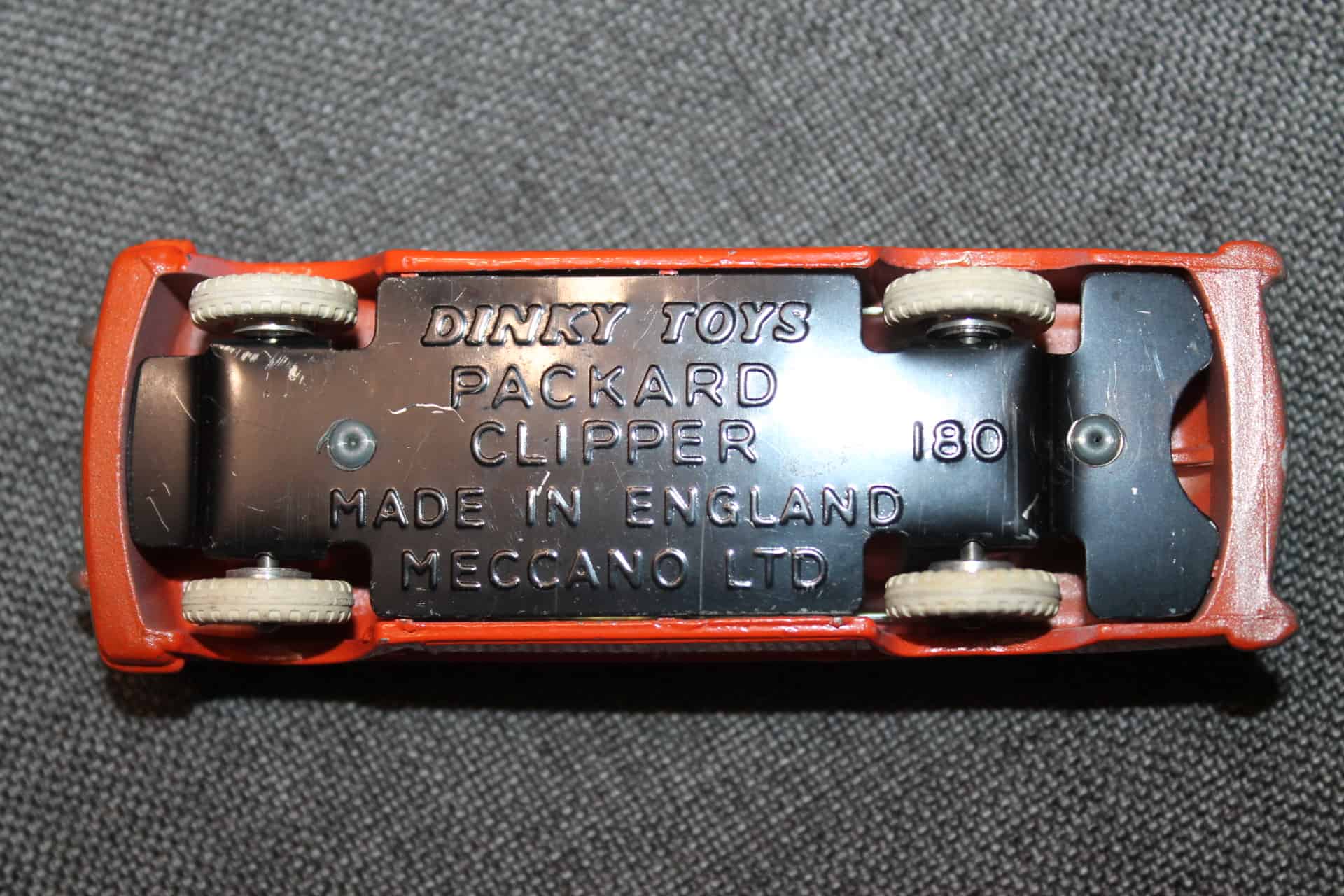 Dinky Toys 180 Packard Clipper - Diecast