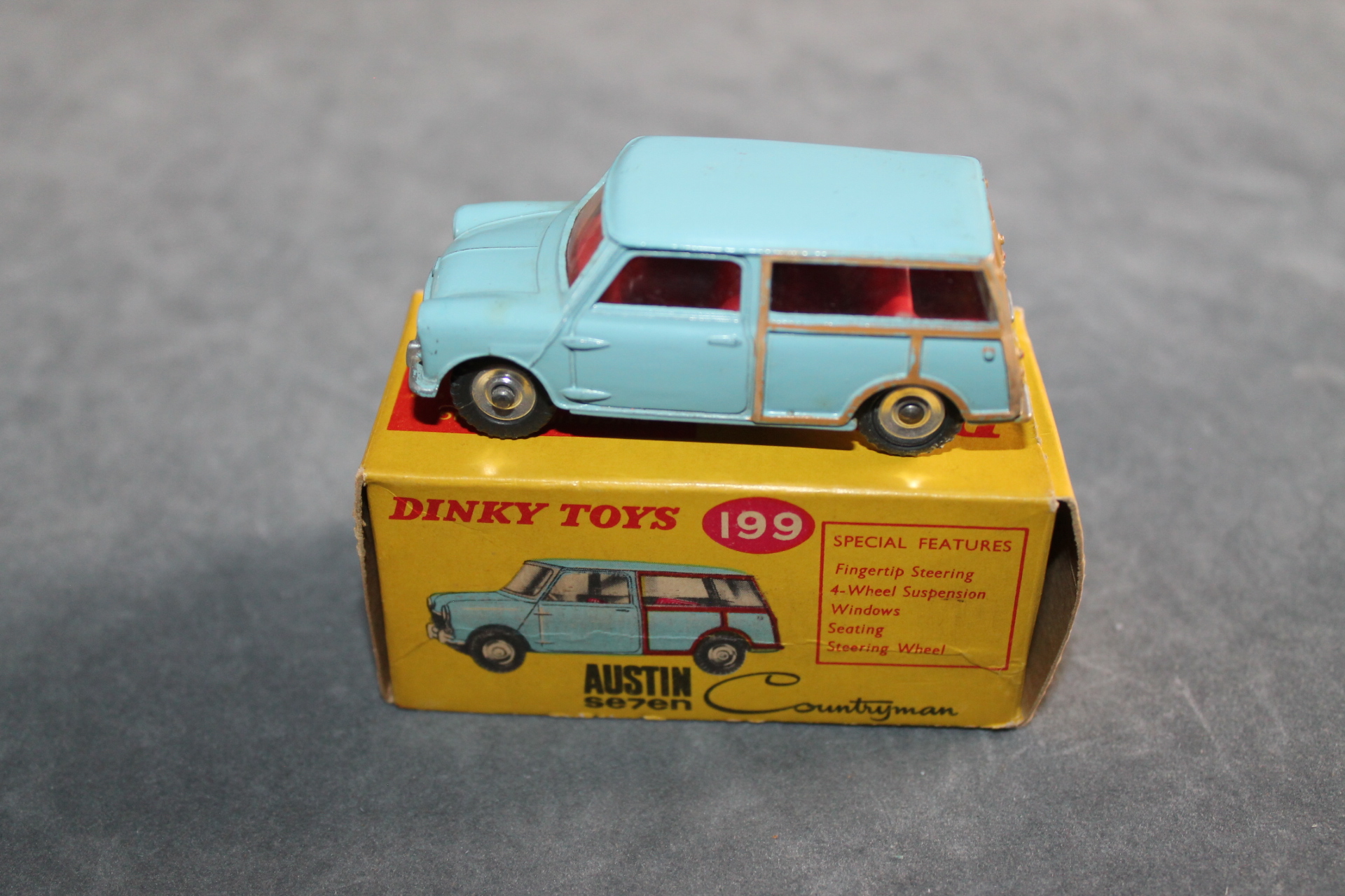 Dinky Toys 199 Austin 7 Countryman - Diecast