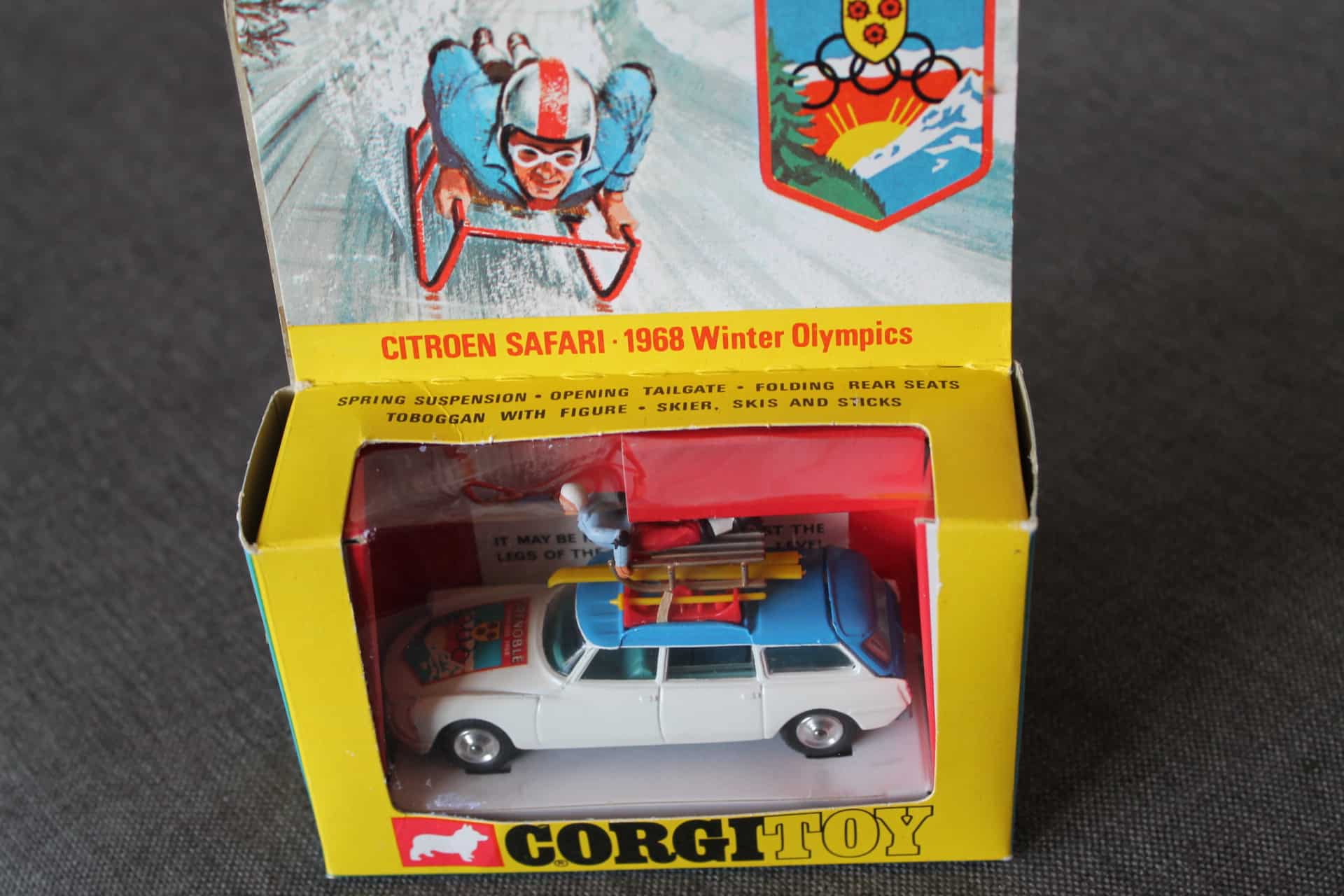 Corgi Toys 499 Citroen Safari 1968 Winter Olympics "Grenoble" - Diecast