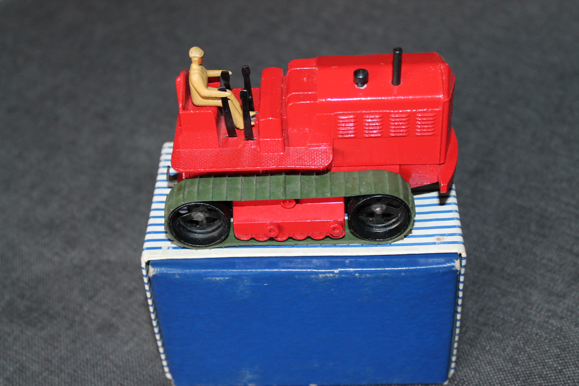 Dinky 963 Heavy Tractor | Very Nearly Mint