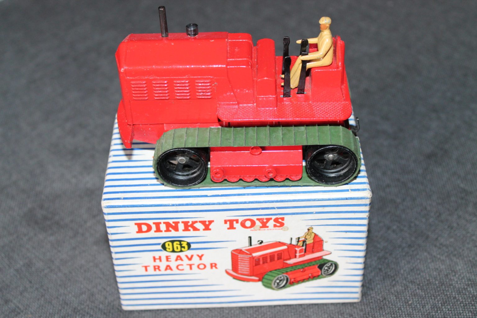 Dinky 963 Heavy Tractor | Very Nearly Mint