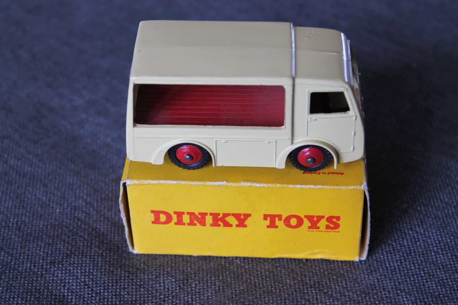Dinky 491 'NCB' Milk Float | cream and red | Almost Mint