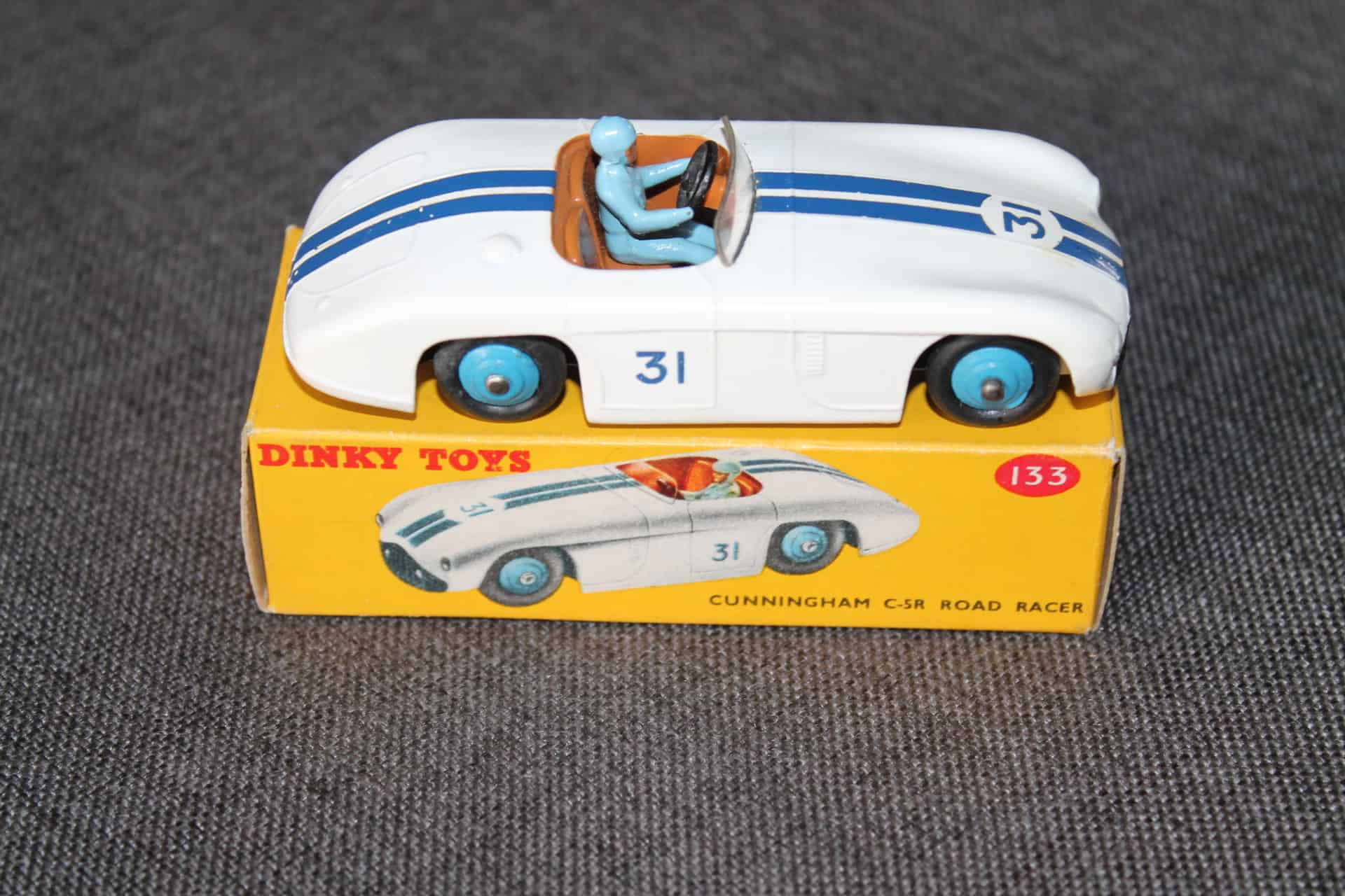 Dinky No 133 Cunningham Race Car With Original Box
