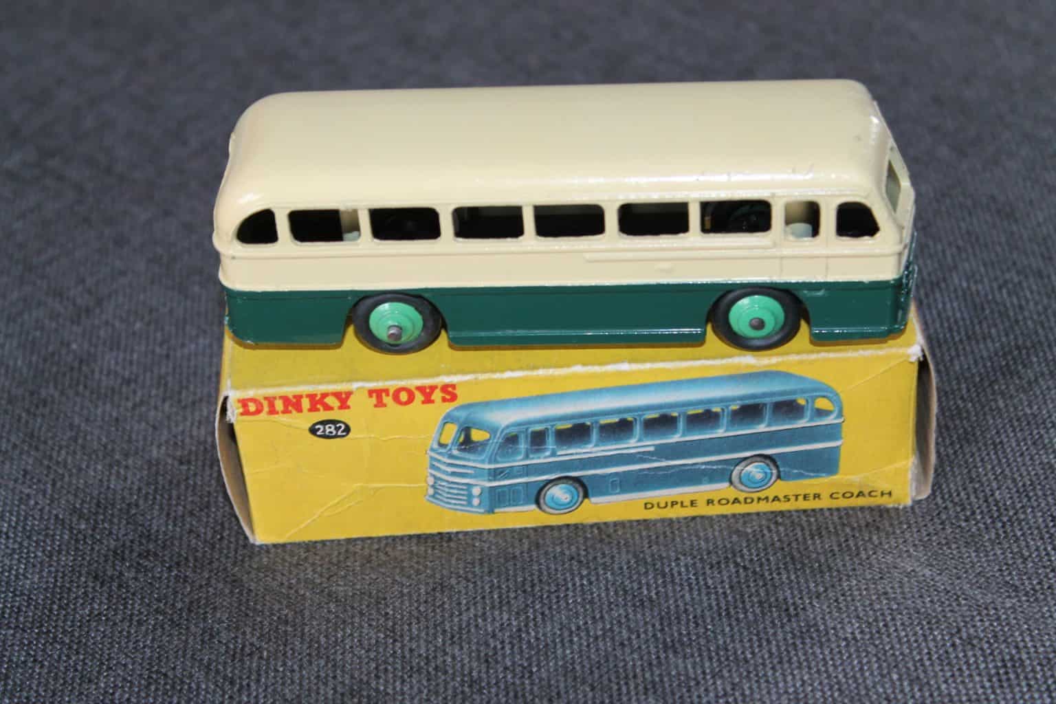 Dinky Toys 282 Duple Roadmaster Coach - Diecast